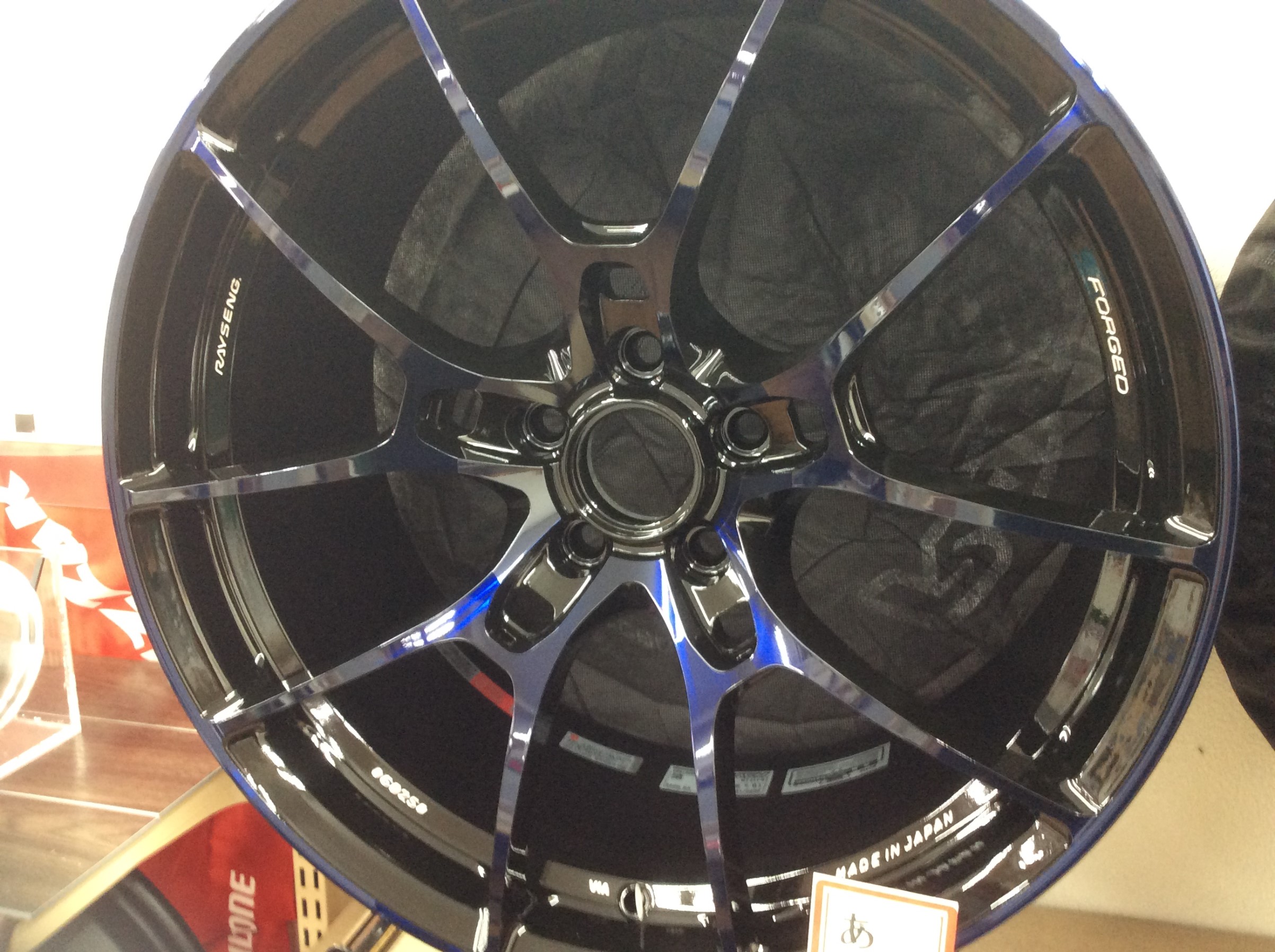 VOLKRACING G025 入荷！ | 店舗おススメ情報 | タイヤ館 イエス・ワン