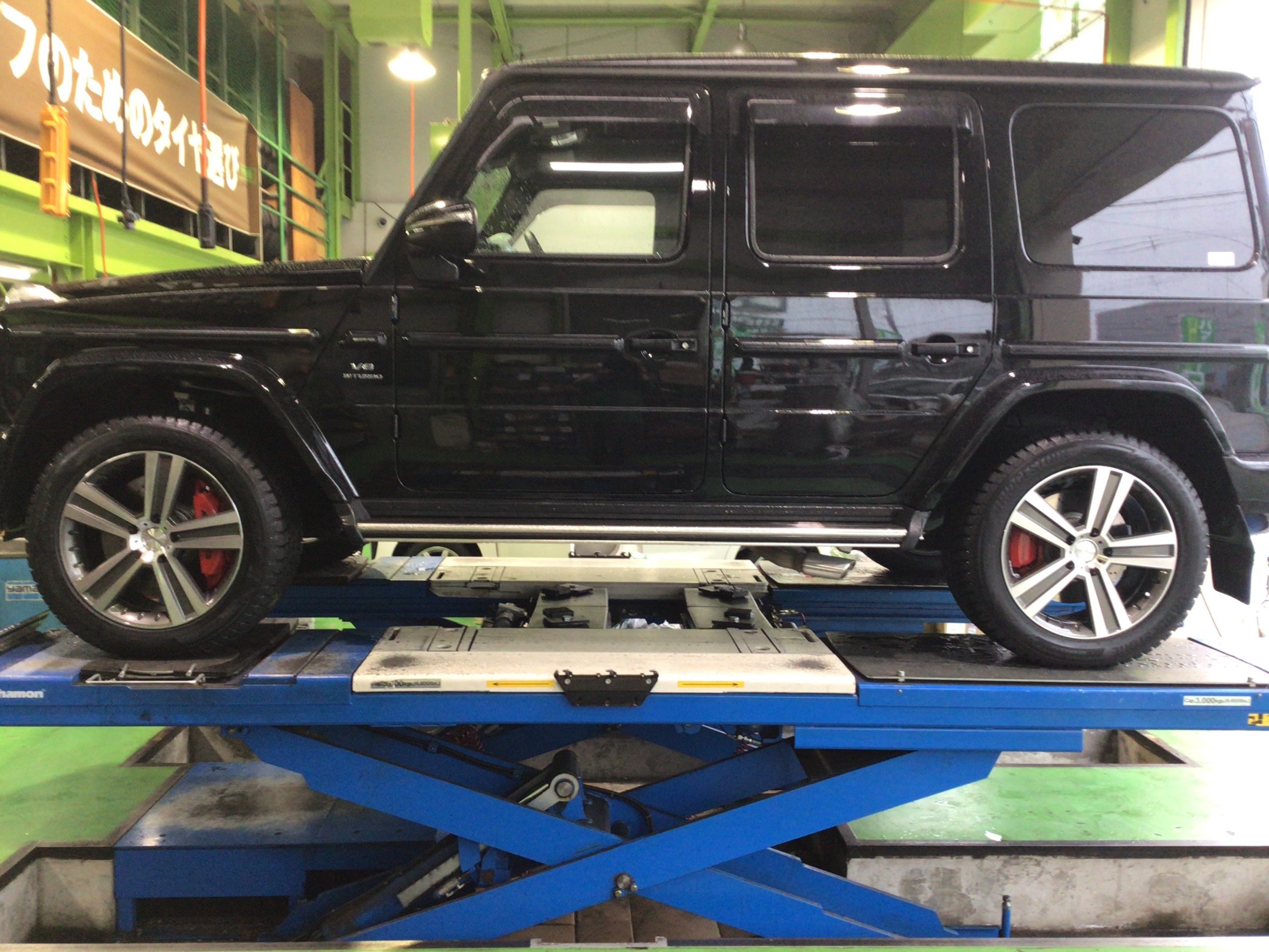 メルセデス Gクラス AMG W463 G63(ABA-463276) スタッドレスタイヤホイールセット取り付け | 店舗おススメ情報 | タイヤ館 彦根（滋賀県）