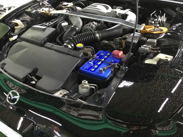 MAZDA RX-7 バッテリー交換しました！ | 店舗おススメ情報 | タイヤ館 神辺（広島県）