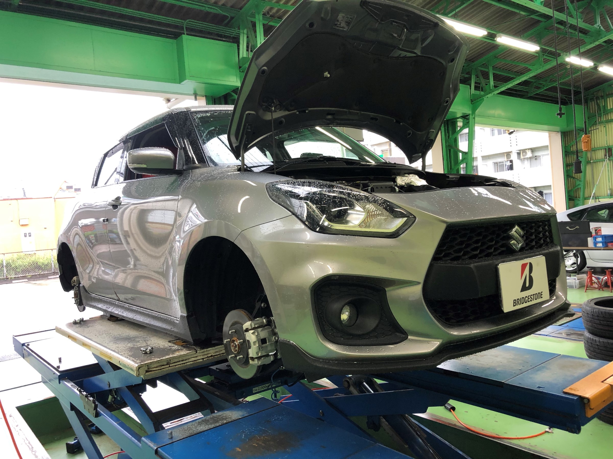 スズキスイフトスポーツCBA-ZC33SにポテンザアドレナリンRE004アドレナリンを装着しました。 | 店舗おススメ情報 | タイヤ館 京田辺（京都府）