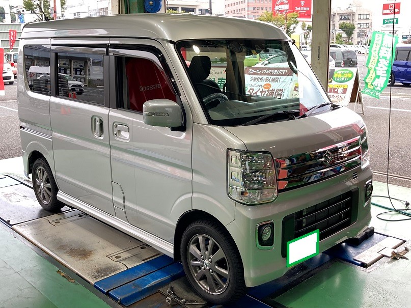 エヴリイ ワゴン DA17W 【 ATF交換 】作業紹介♪♪ | 店舗おススメ情報 | タイヤ館 河内長野（大阪府）