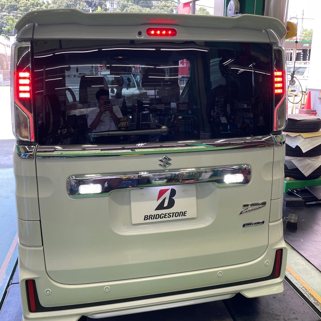 スペーシアカスタム MK53S リア廻りLED化 | 店舗おススメ情報 | タイヤ館 大津（滋賀県）
