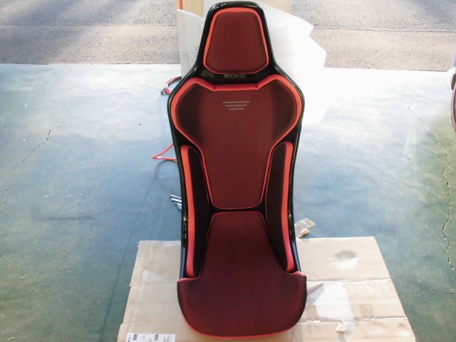 スズキ スイフトスポーツZC33 RECARO RCS お取り付け | 店舗おススメ情報 | タイヤ館 山形南（山形県）