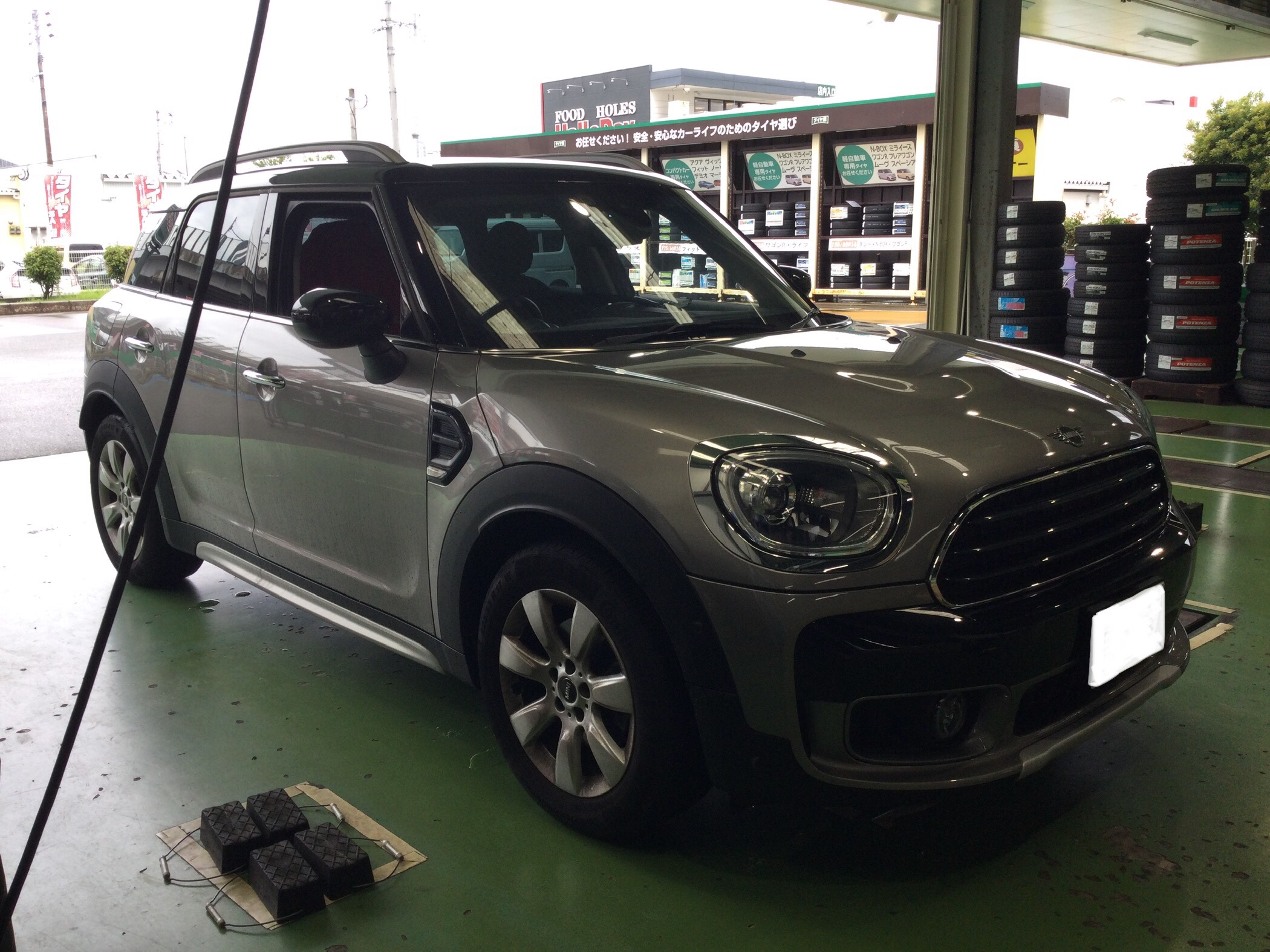 BMW MINI CROSSOVER F60 | 店舗おススメ情報 | タイヤ館 次郎丸（福岡県）