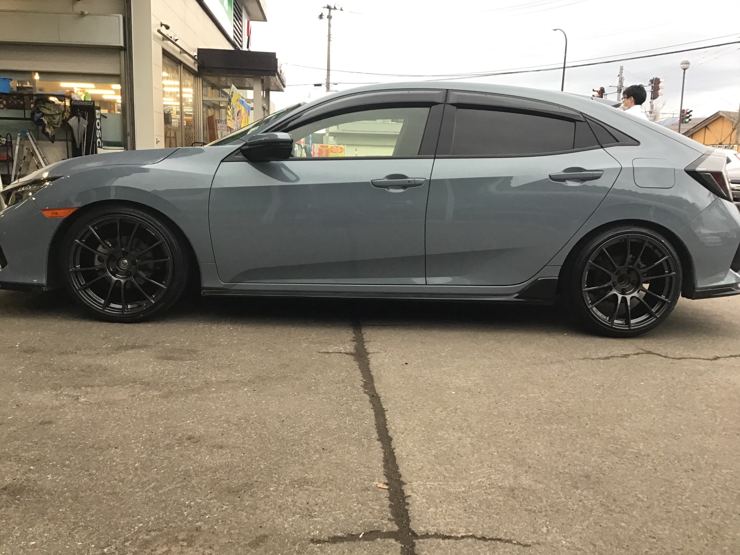 シビック SSR GTX04 お取付！ | サービス事例 | タイヤ館 横手 | 秋田県のタイヤ、カー用品ショップ タイヤからはじまる ...