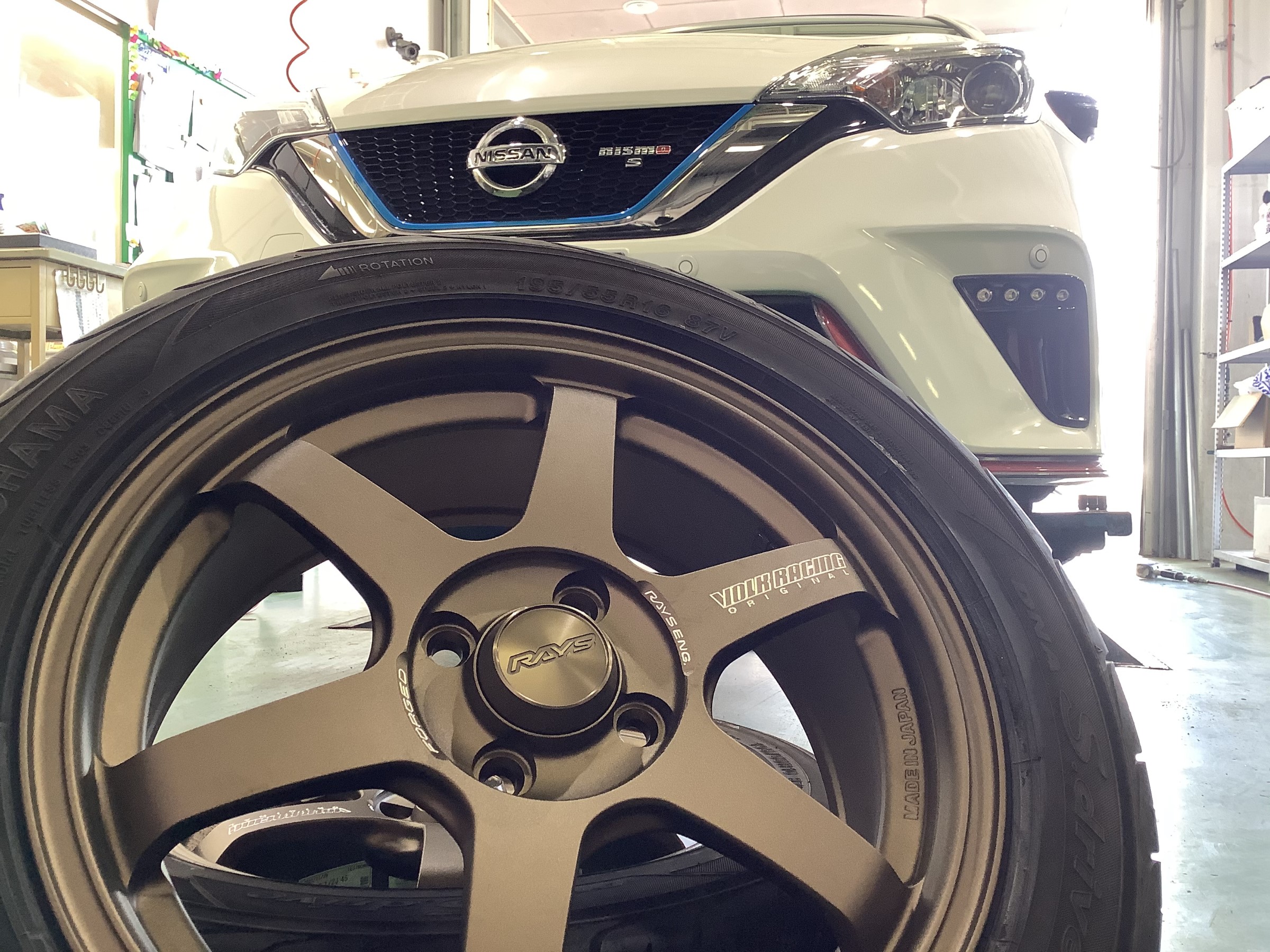 RAYS ”TE37 SONIC” 日産 ノートNISMO E12 装着！！ | 店舗おススメ情報 | タイヤ館 中山（宮城県）