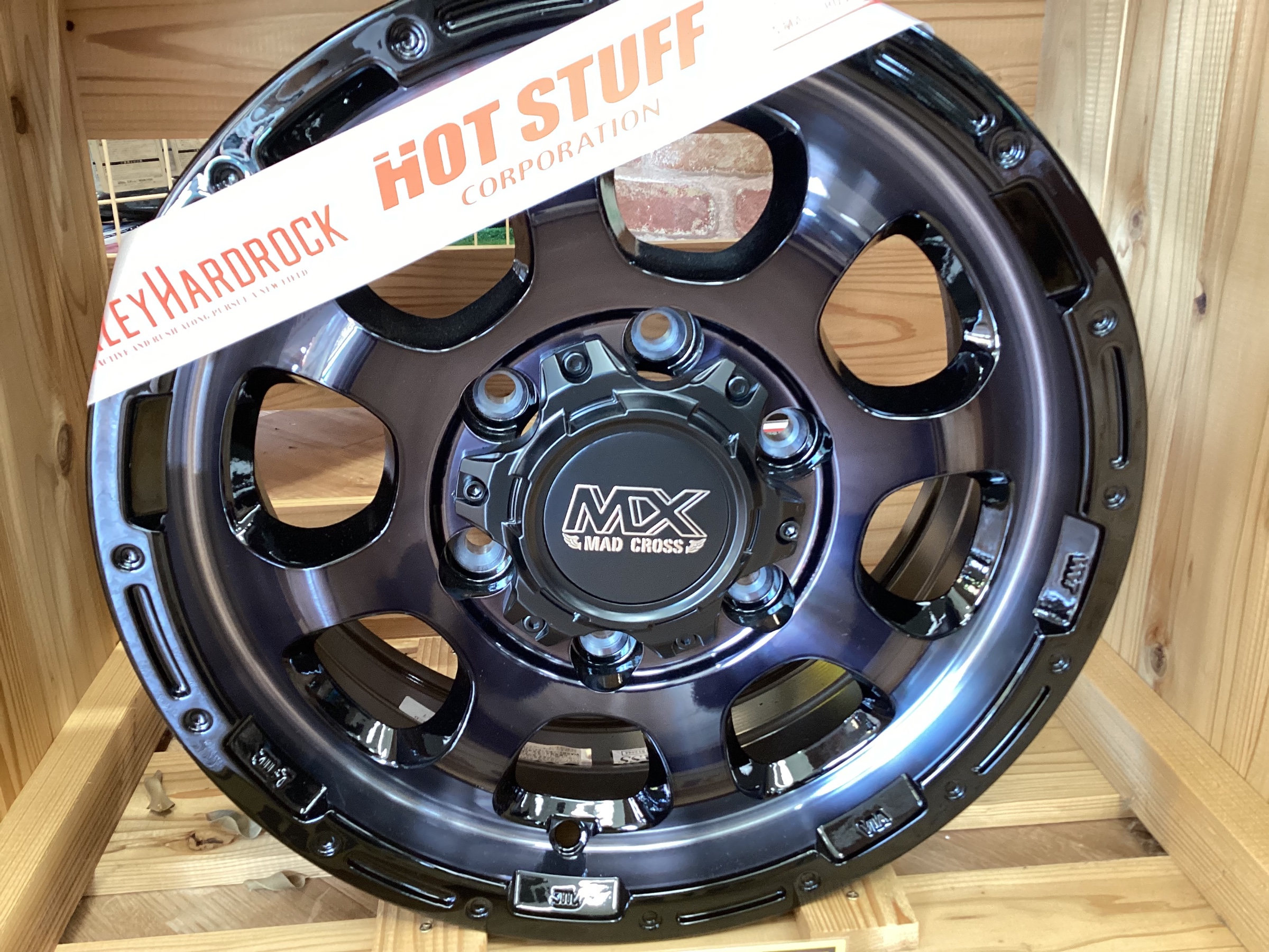 マッドクロス グレイス | 店舗おススメ情報 | タイヤ館 久喜（埼玉県）