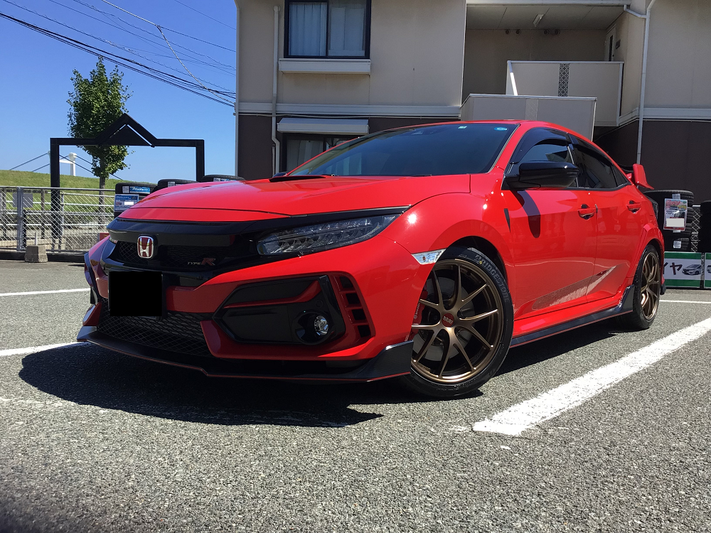 FK8 シビックタイプR【タイヤホイール】装着しました♪ | ホンダ シビック タイヤ タイヤ・ホイール関連 > タイヤ・ホイール交換 ...