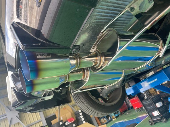 このサウンド,,このテールの焼色,,惚れます。。ホンダシビックFK7 HKSエキゾーストマフラー | 店舗おススメ情報 | タイヤ館 鹿児島