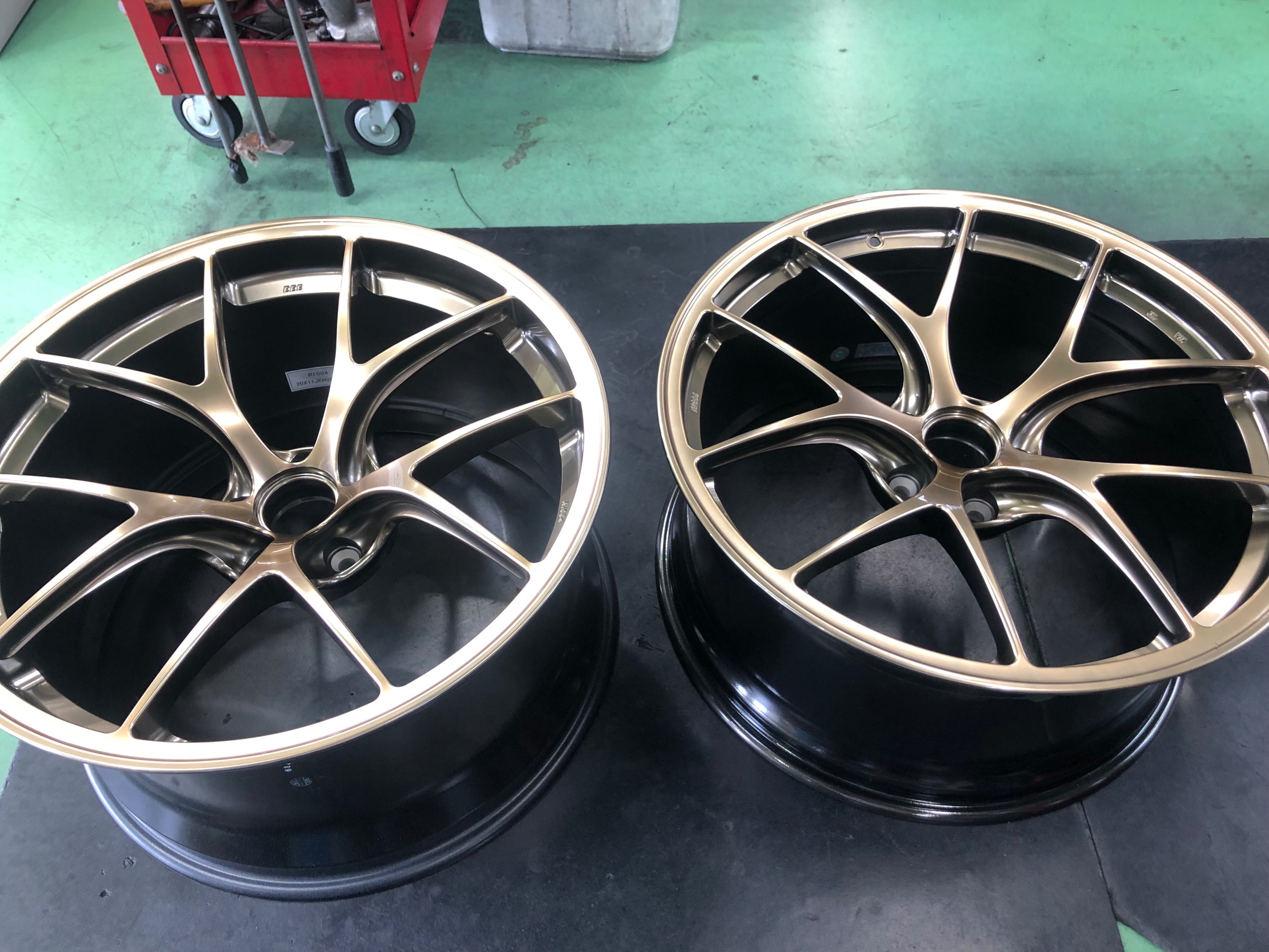 BBS RI-D DB＆DGカラー入荷♪ | 店舗おススメ情報 | タイヤ館 堺北（大阪府）