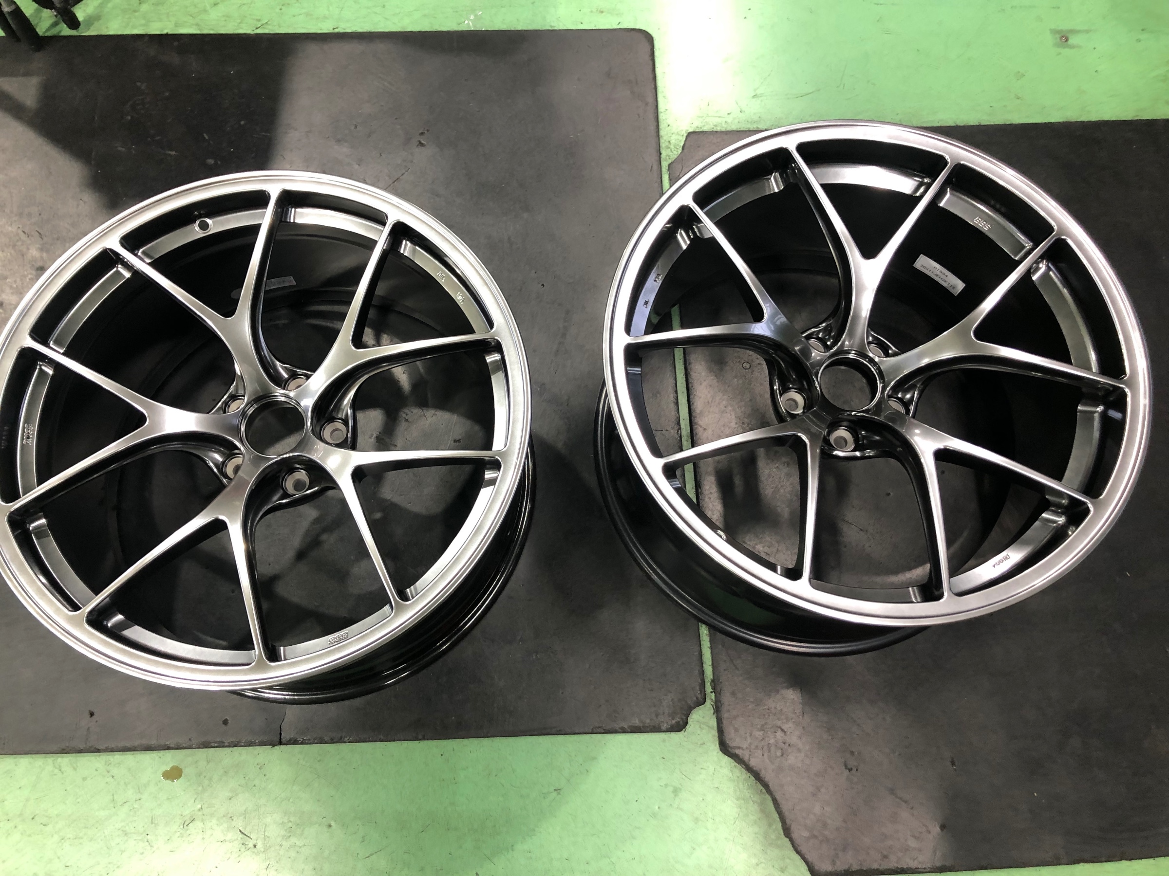 BBS RI-D DB＆DGカラー入荷♪ | 店舗おススメ情報 | タイヤ館 堺北（大阪府）