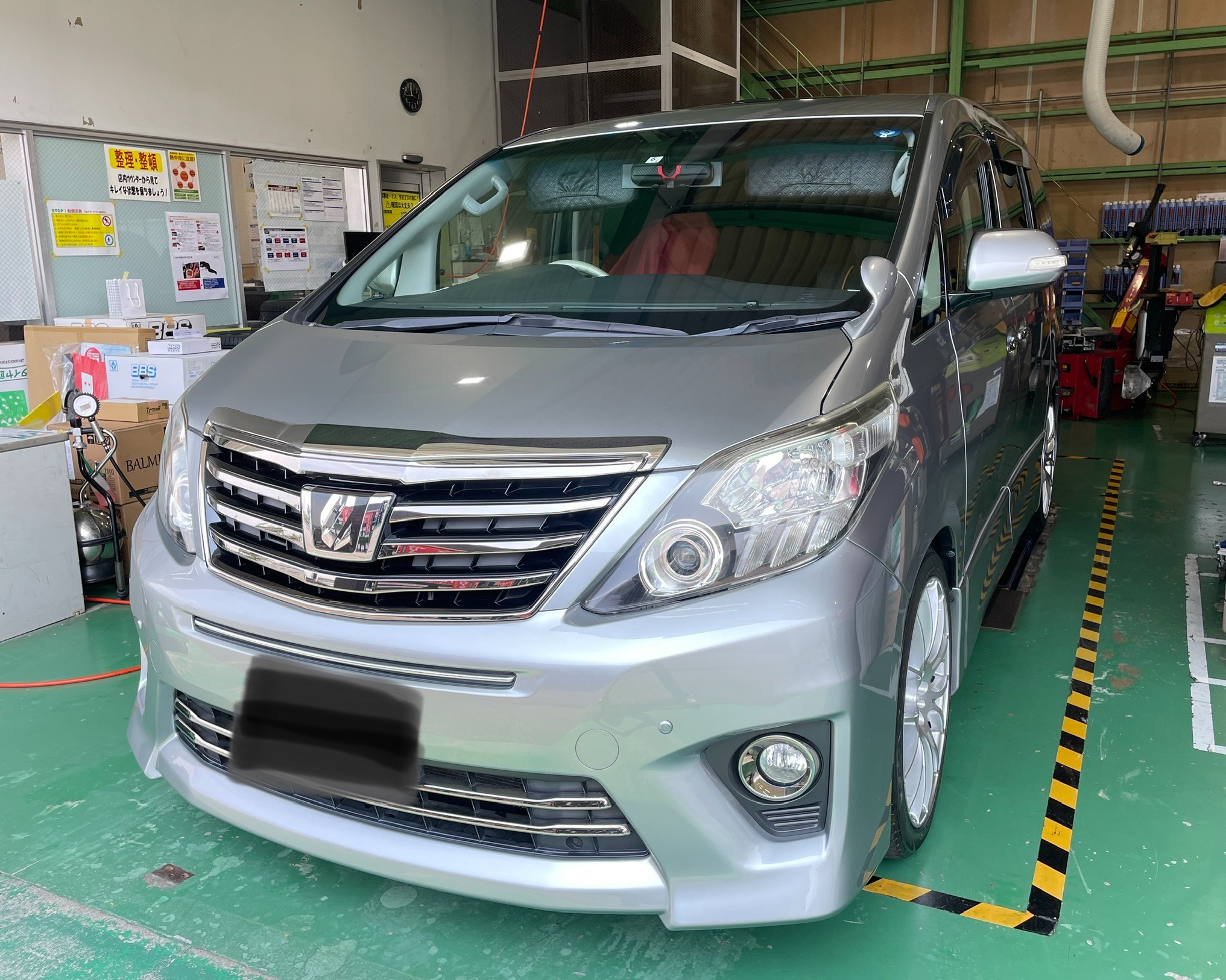 ★【トヨタDBA-ANH20W・アルファード】WAKO'S パワーエアコンプラス注入 | 店舗おススメ情報 | タイヤ館 川越（三重県）