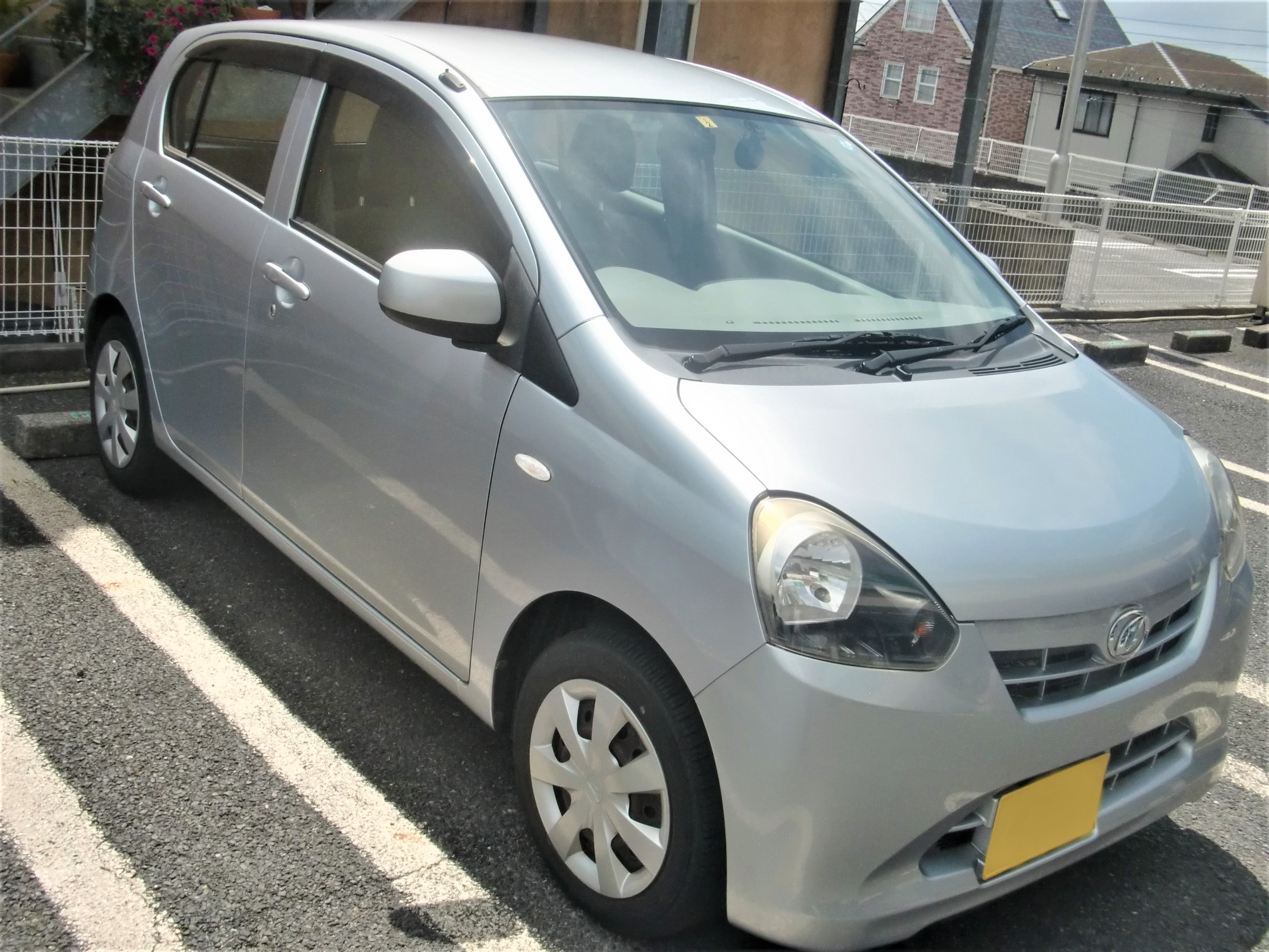 LA300S型ミライース、夏タイヤ交換！ | 店舗おススメ情報 | タイヤ館 おゆみ野（千葉県）