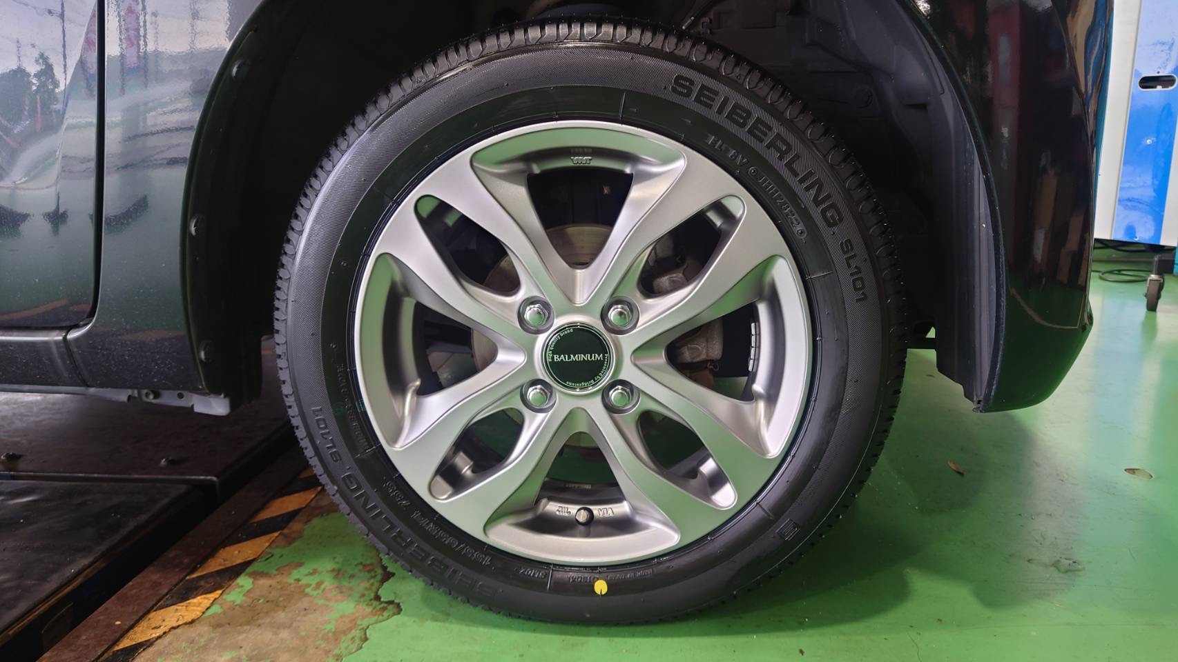 ワゴンR タイヤ、ホイール交換 セイバーリング バルミナ DS-M | 店舗おススメ情報 | タイヤ館 新居浜（愛媛県）