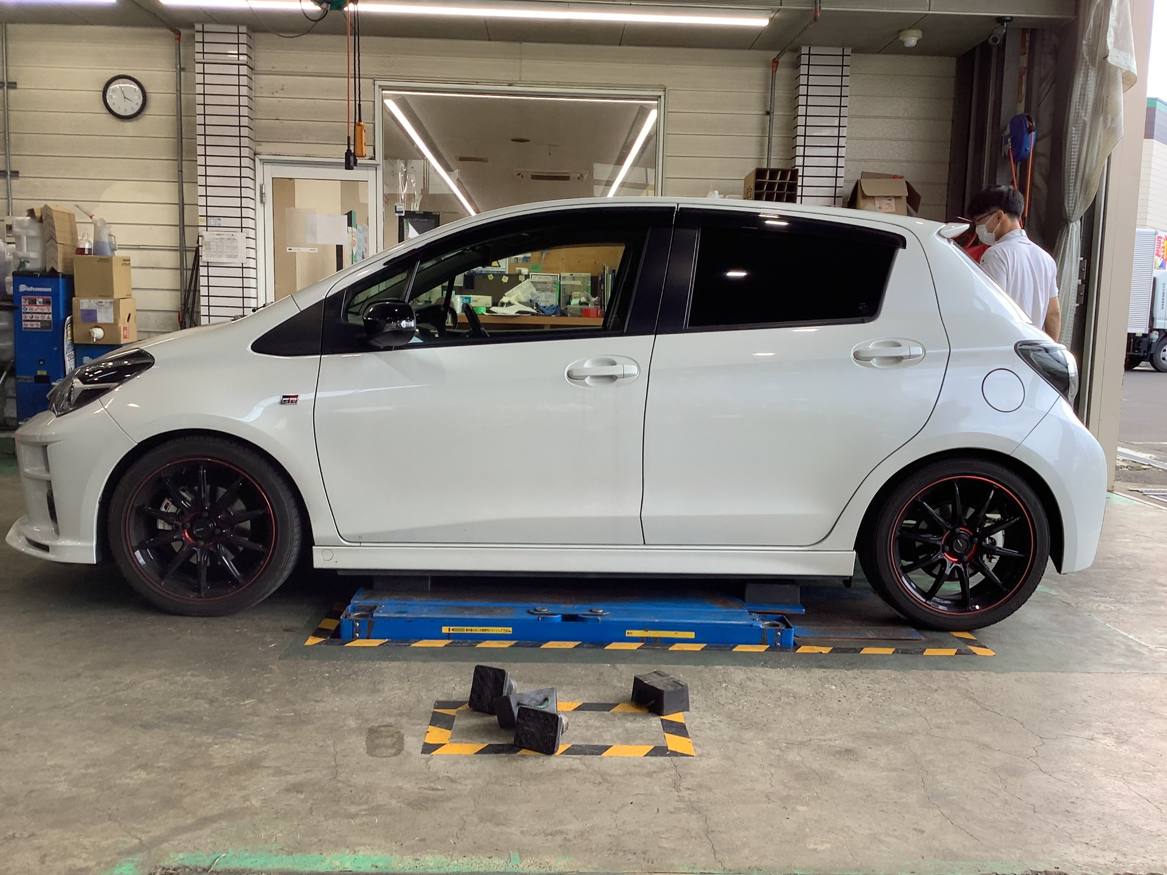 ヴィッツGR WORK エモーションD9R 装着！！！ | 店舗おススメ情報 | タイヤ館 旭川すえひろ（北海道）