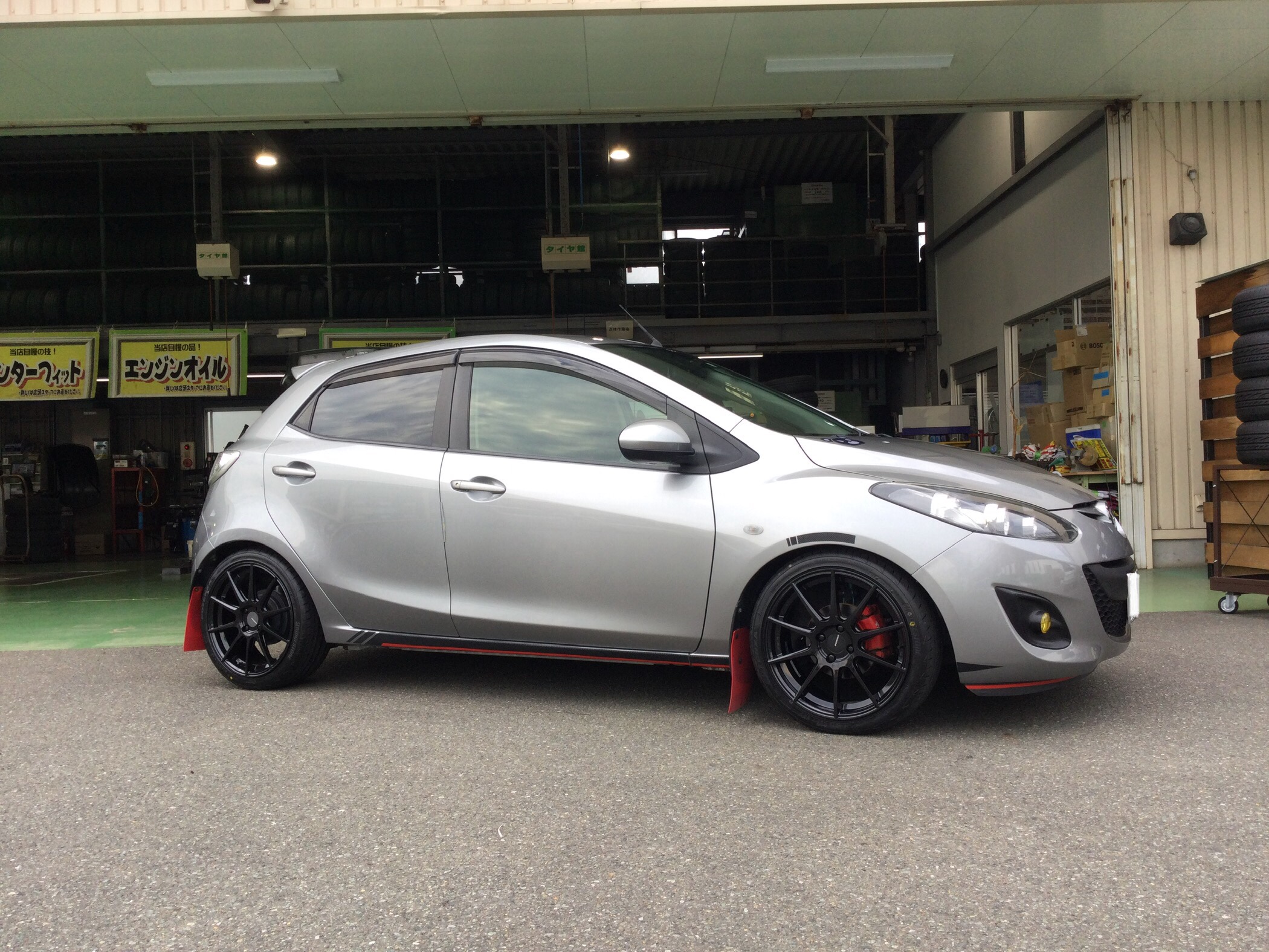 MAZDA DEMIO DE3FS | 店舗おススメ情報 | タイヤ館 次郎丸