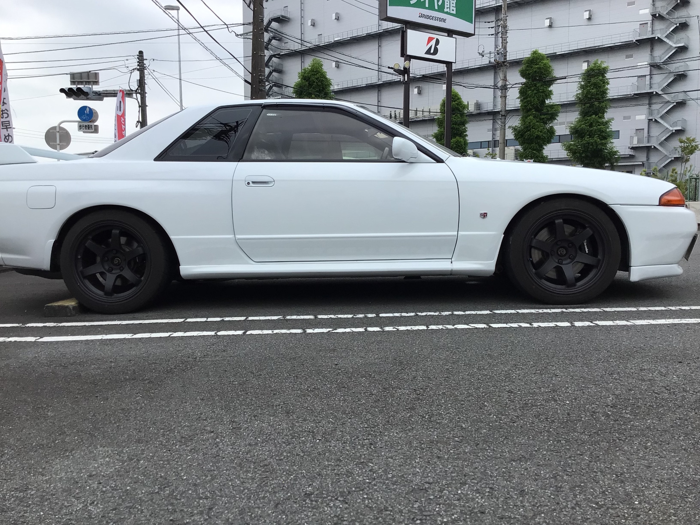 日産 R32 スカイライン ADVAN Racing RS-DF 鍛造ホイール装着♬ | 店舗おススメ情報 | タイヤ館 相模原