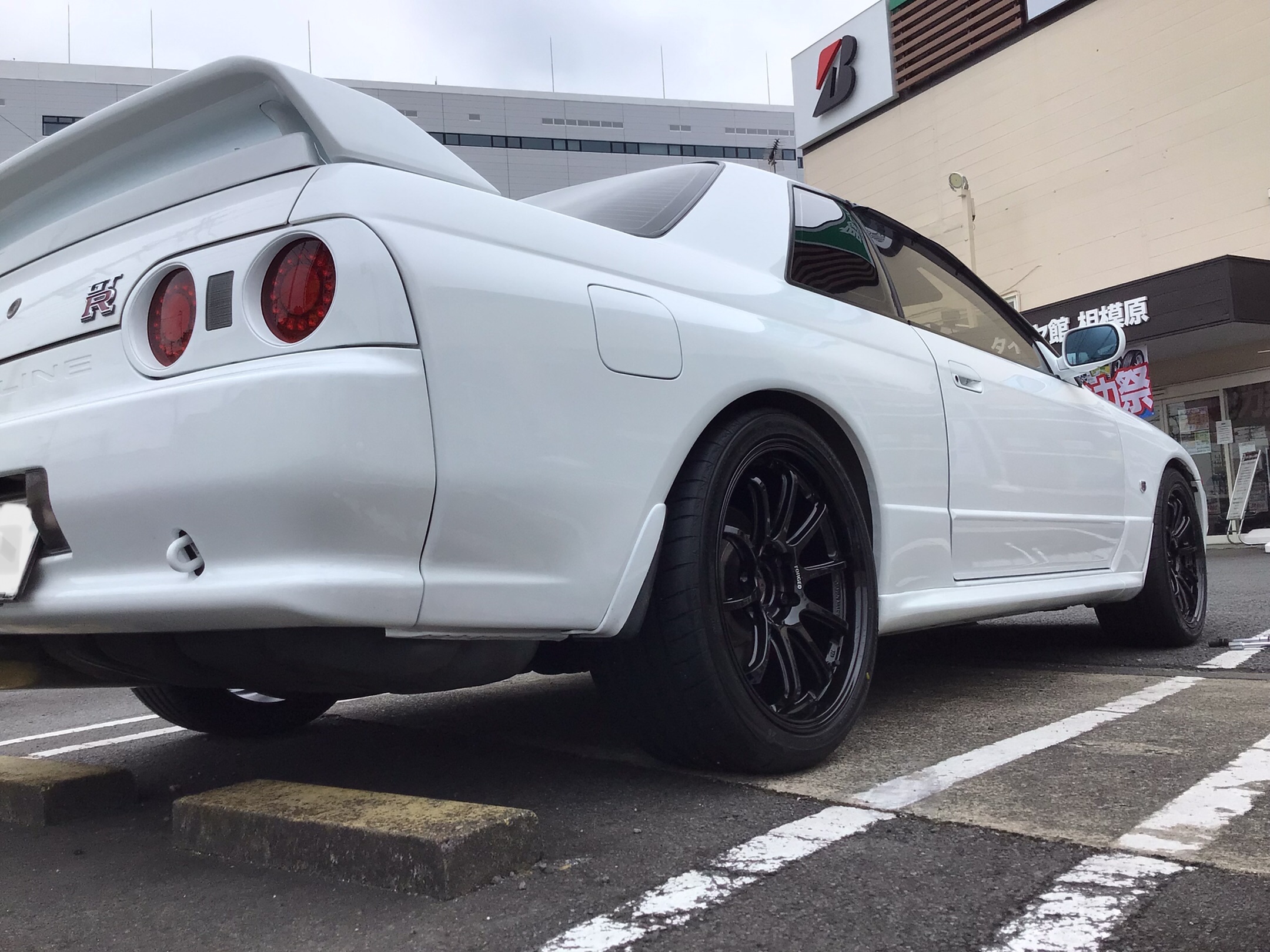 日産 R32 スカイライン ADVAN Racing RS-DF 鍛造ホイール装着♬ | 店舗おススメ情報 | タイヤ館 相模原