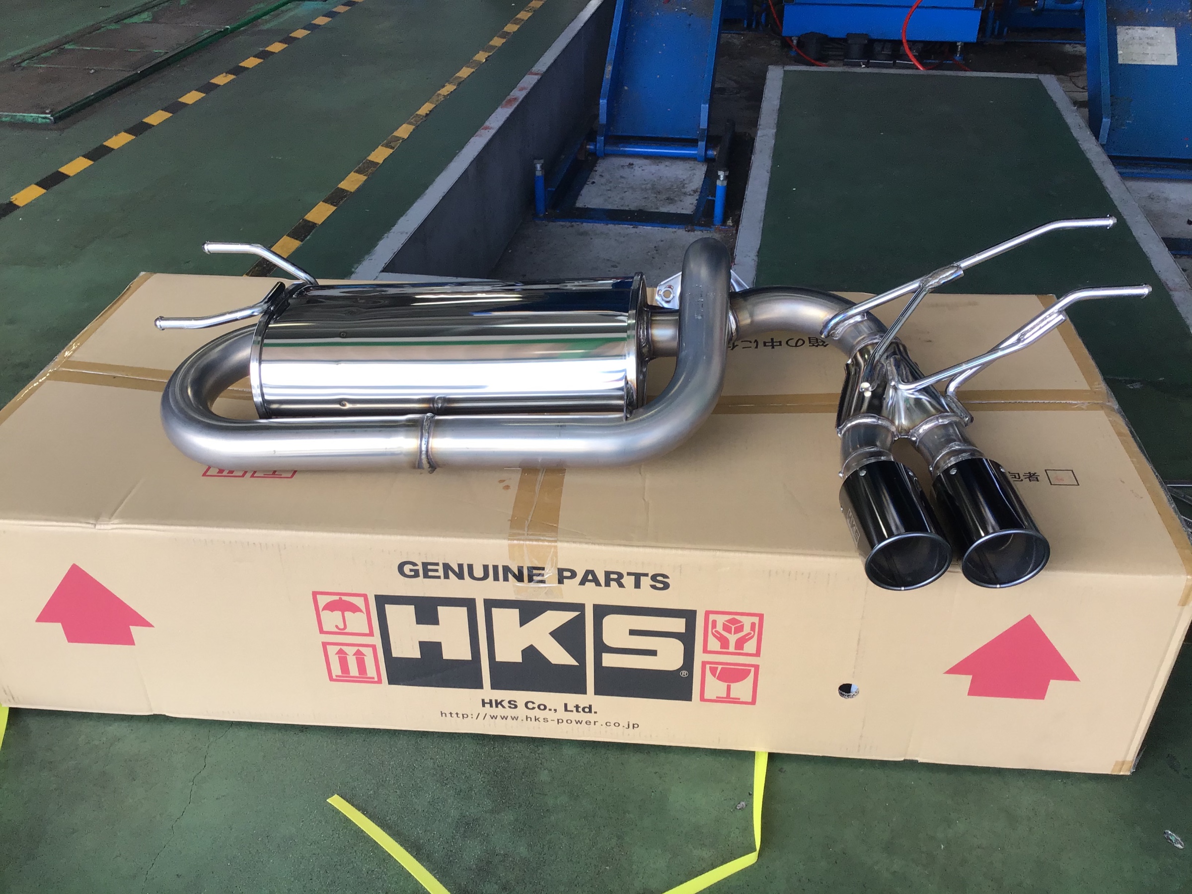 ★ロードスター ND HKSマフラー交換 | 店舗おススメ情報 | タイヤ館 中津川（岐阜県）
