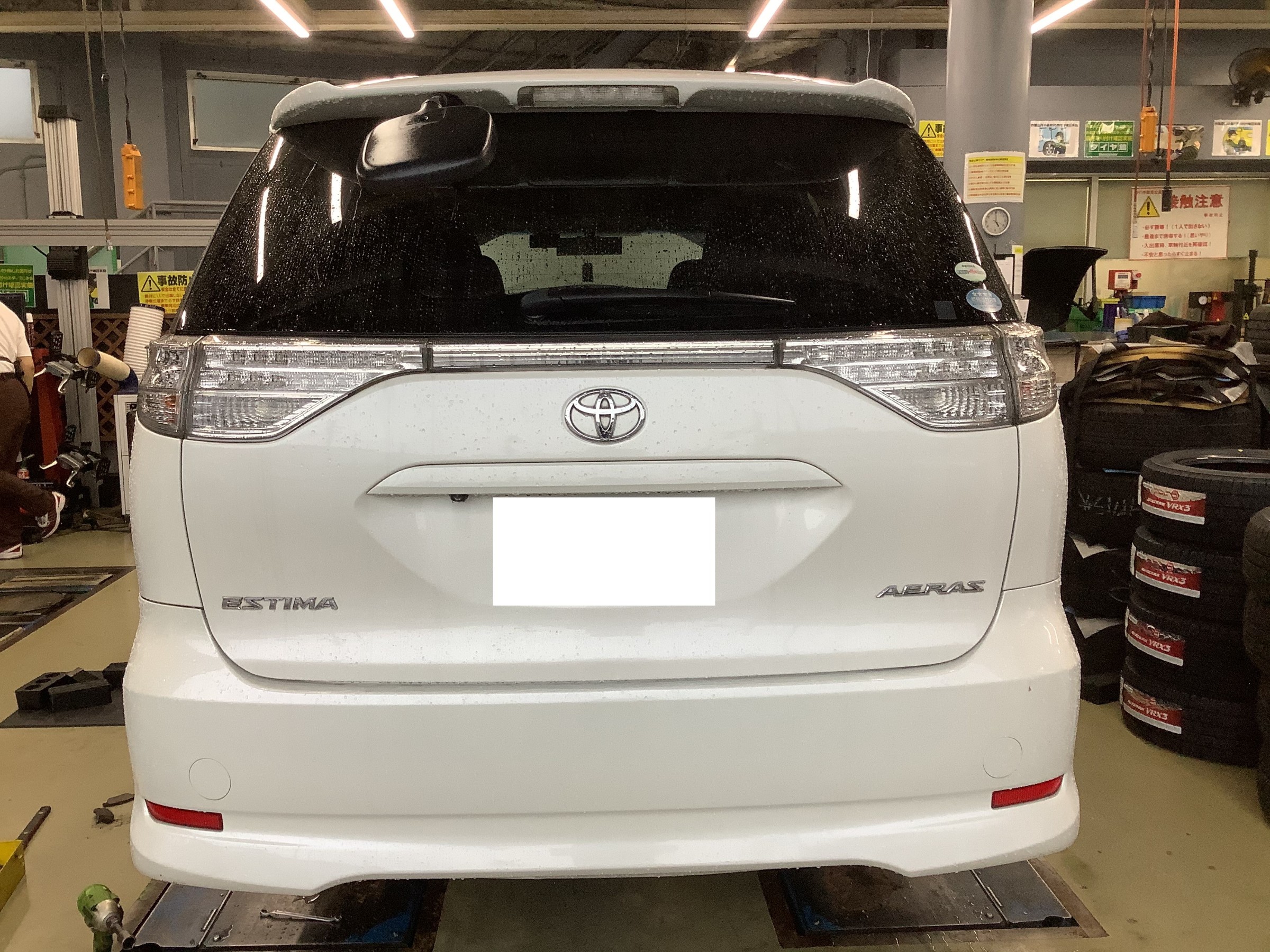 トヨタ エスティマ（ACR50） リアブレーキパッド交換 | 店舗おススメ情報 | タイヤ館 池上（東京都）