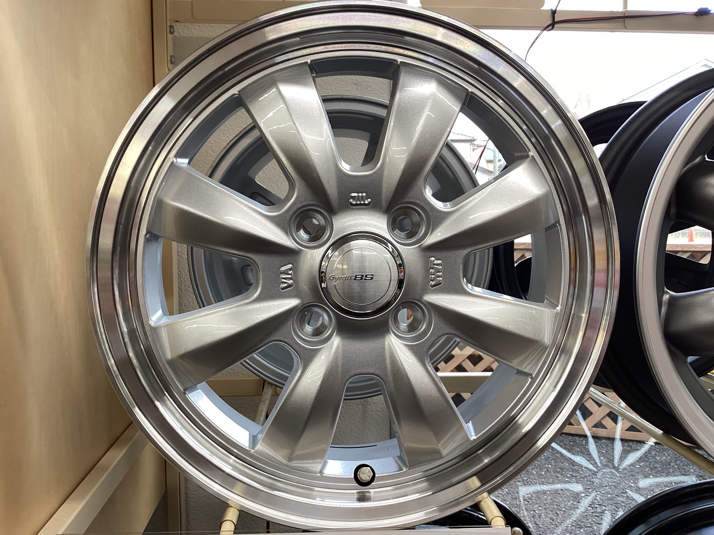 GYRAFT / 8S 『グラフト / 8S』 | 店舗おススメ情報 | タイヤ館 北本（埼玉県）