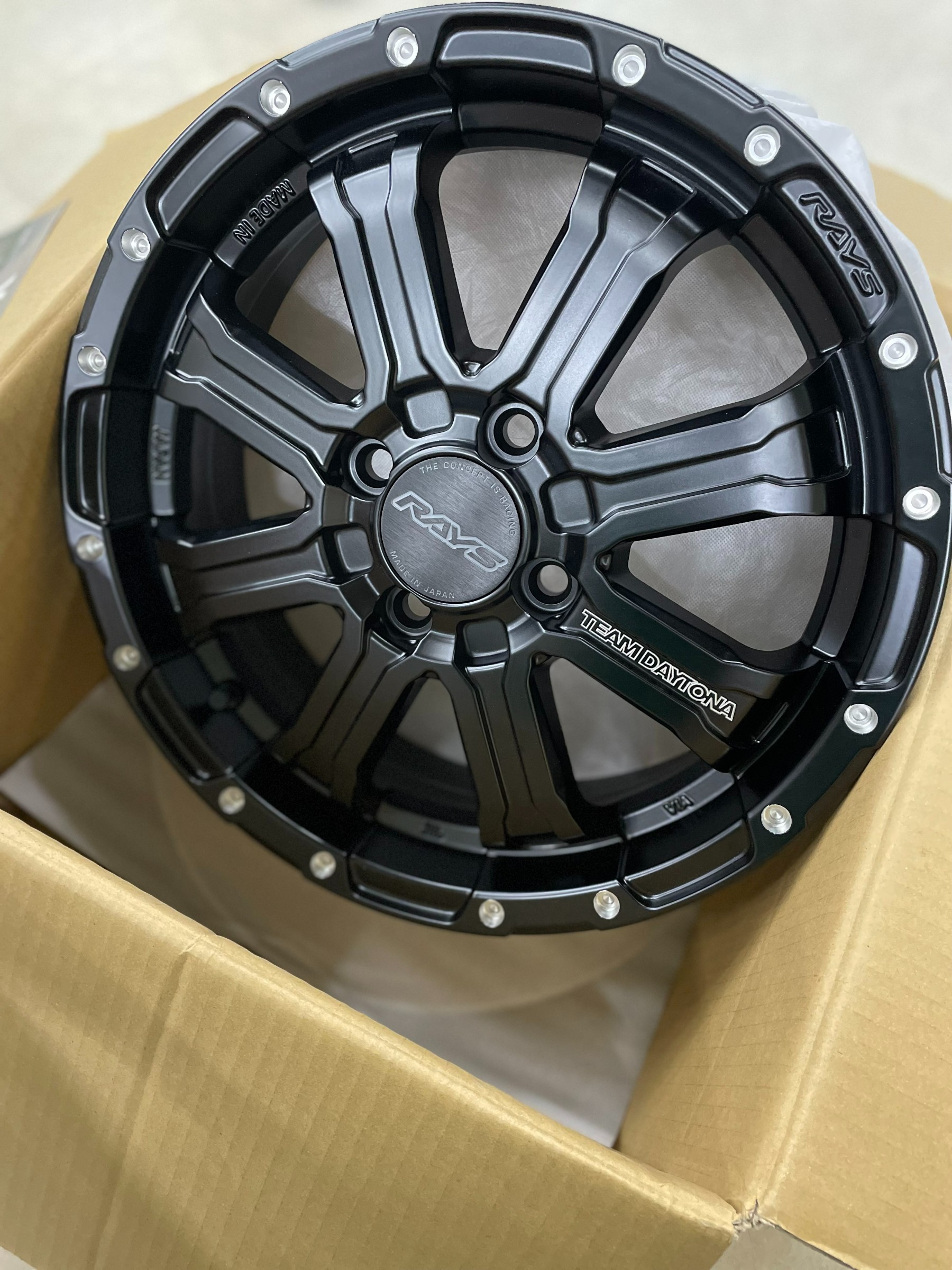 【RAYS】TEAM DAYTONA(チームデイトナ） FDX-K | 店舗おススメ情報 | タイヤ館 伊勢崎（群馬県） | タイヤからはじまる、トータルカーメンテナンス タイヤ館グループ