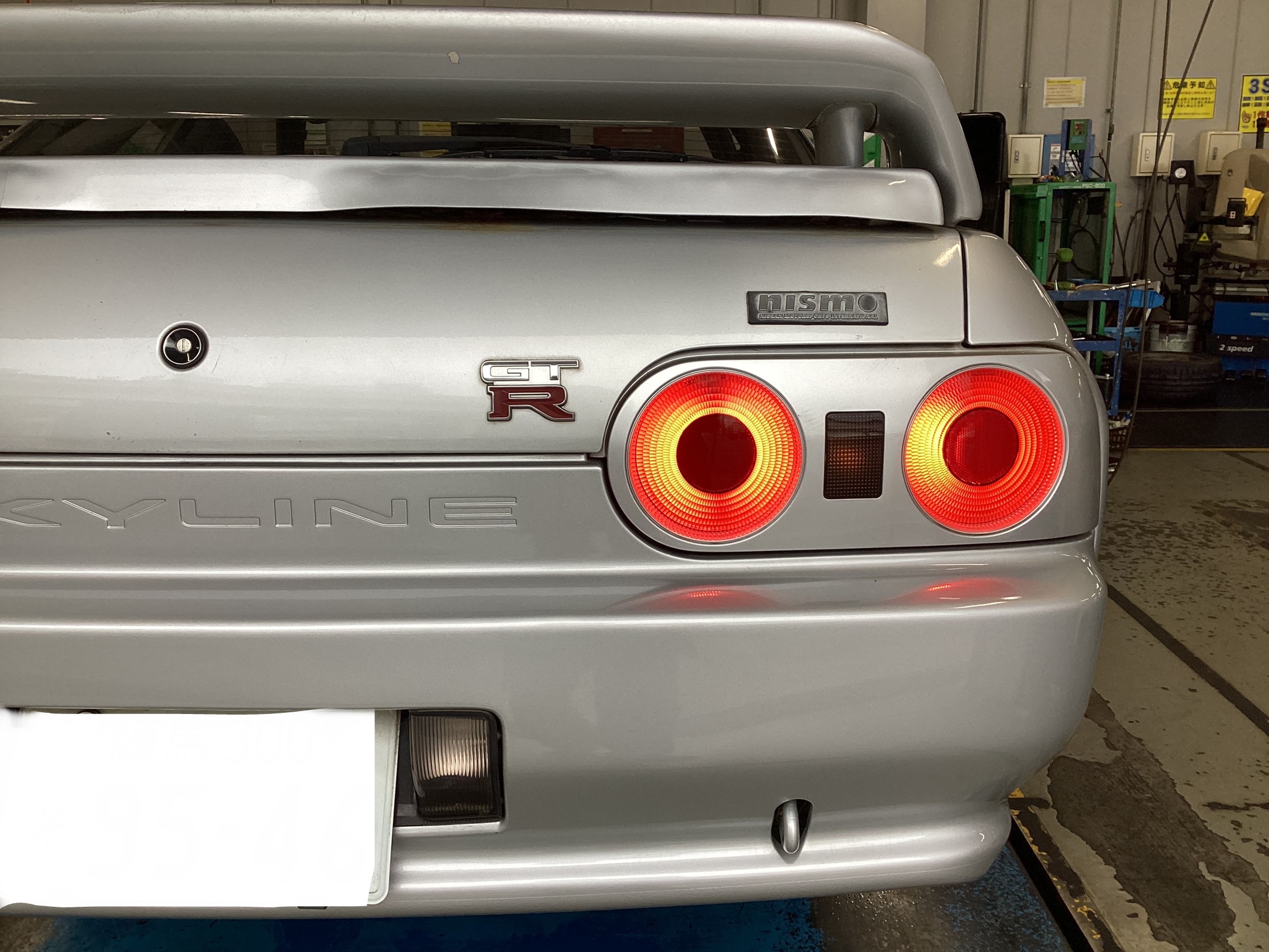 NISSAN スカイライン GT-R BNR32 タイヤ交換！！ | 店舗おススメ情報 | タイヤ館 多摩センター（東京都）