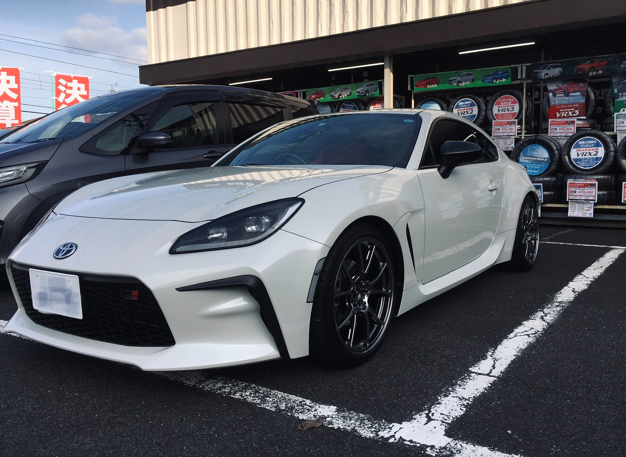 1本6.7kg!!? GR86に噂の軽量鍛造ホイール！！TWS T66-Fインストール！！ | 店舗おススメ情報 | タイヤ館 松江南（島根県）