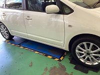 プリウスのホイール交換 | 店舗おススメ情報 | タイヤ館 新座（埼玉県）