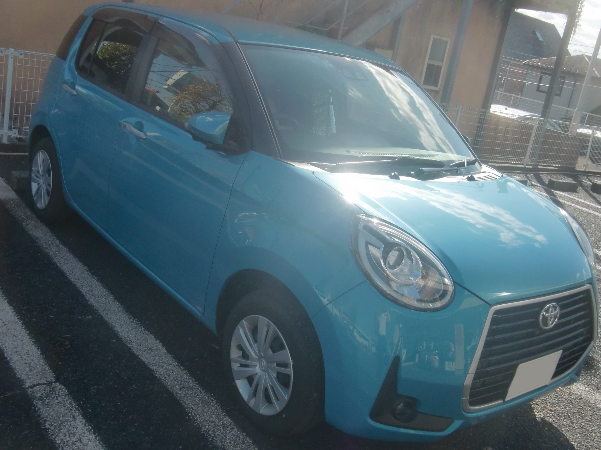 M700A型パッソ、スタッドレスタイヤ＆アルミホイールセットのお取り付け！ | 店舗おススメ情報 | タイヤ館 おゆみ野（千葉県）