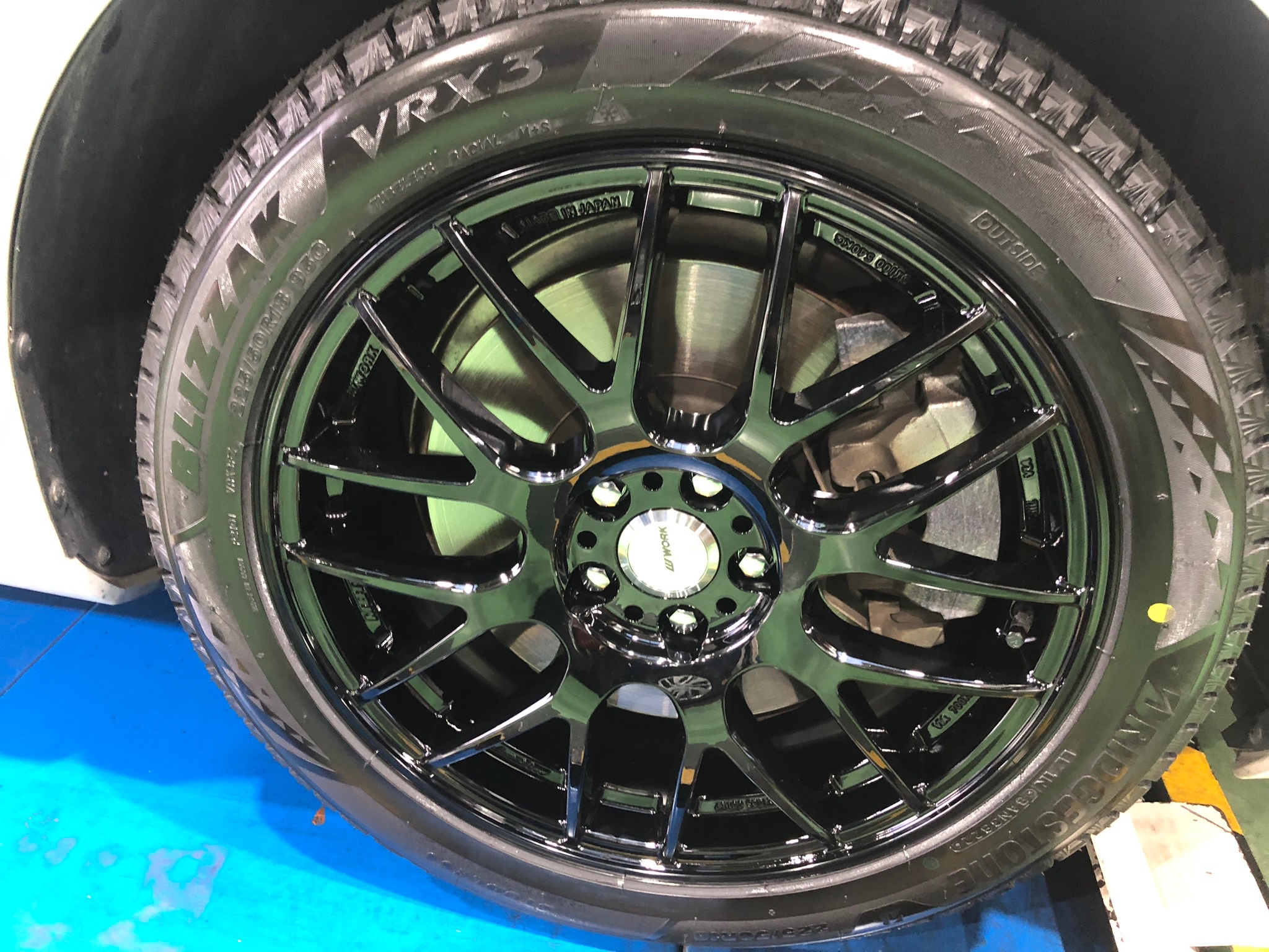 VOLVO V90にWORK EMOTION M8R BKカラー取り付け♪ | 店舗おススメ情報 | タイヤ館 堺北（大阪府）