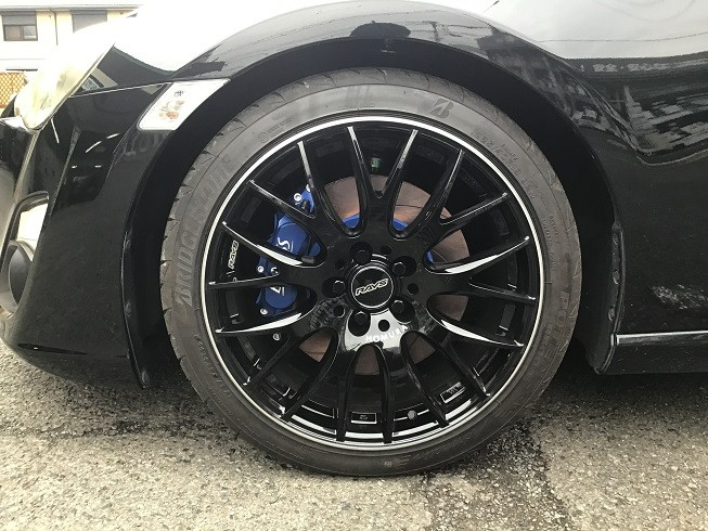 トヨタ86 ENDLESSブレーキキャリパーKIT取付 | 店舗おススメ情報 | タイヤ館 大船（神奈川県）