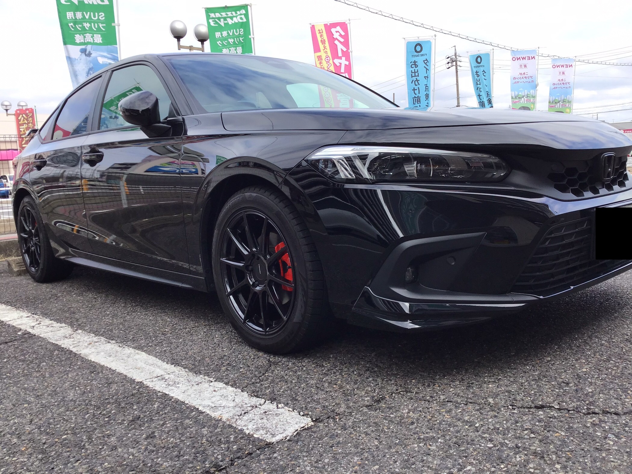 【ホンダ・シビック・FL1】ブレーキキャリパー塗装 人気のパフォーマンスレッド♪☆ | ホンダ シビック | サービス事例 | タイヤ館 ｸﾞﾘｰﾝﾛｰﾄﾞ | 愛知県・三重県のタイヤ、カー ...