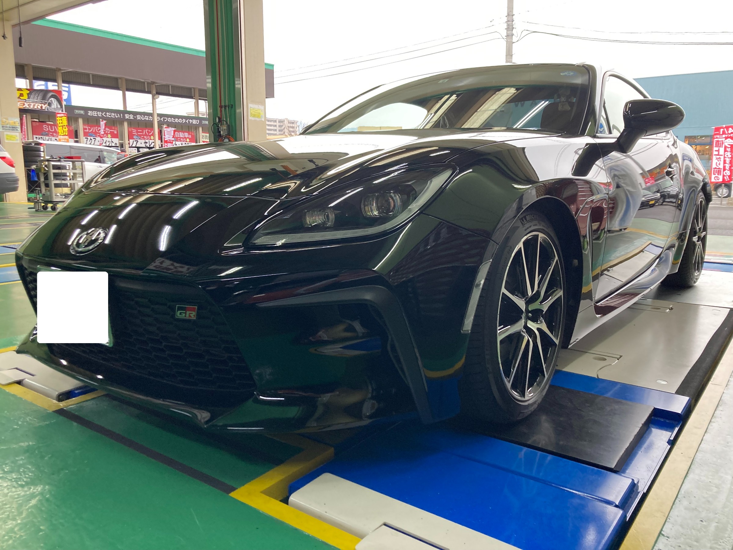 GR86に「FLEX Z」取り付け！ | 店舗おススメ情報 | タイヤ館 神辺（広島県）