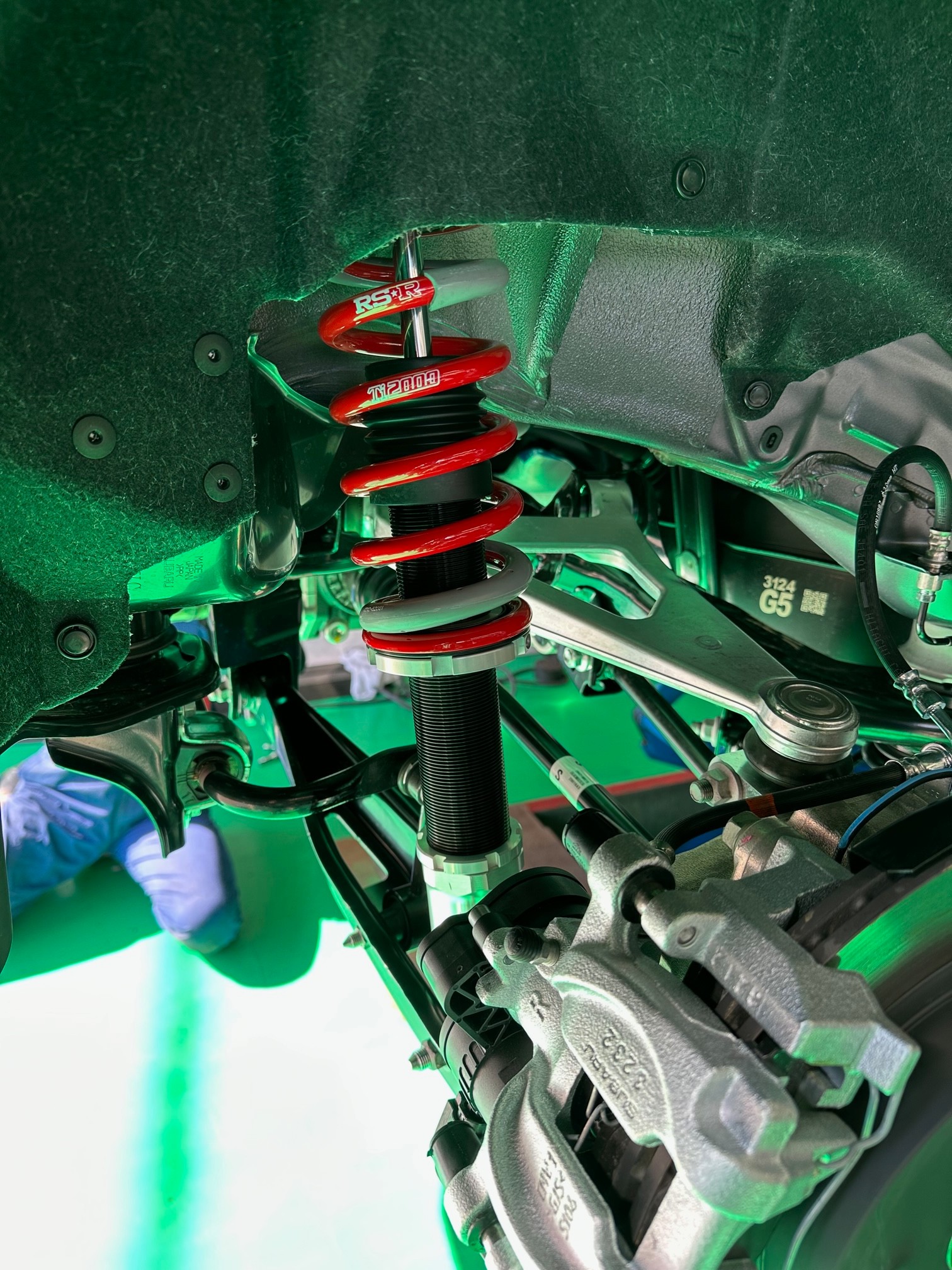 スバル アウトバック（BT5） RSR Best☆i 車高調 取付 | 店舗おススメ情報 | タイヤ館 瀬谷（神奈川県）