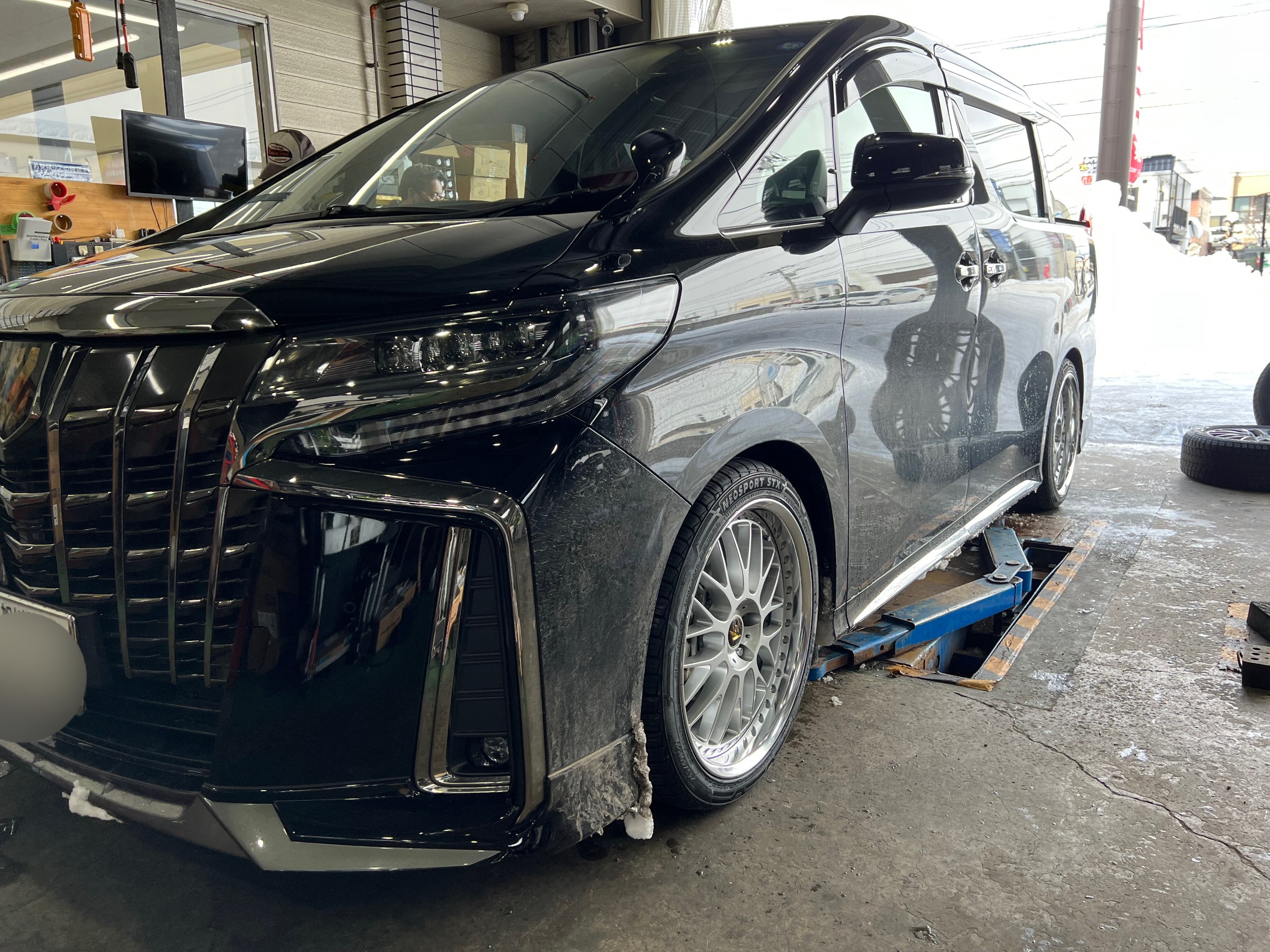 WORK VS XX アルファードに導入！ | 店舗おススメ情報 | タイヤ館 旭川すえひろ（北海道）