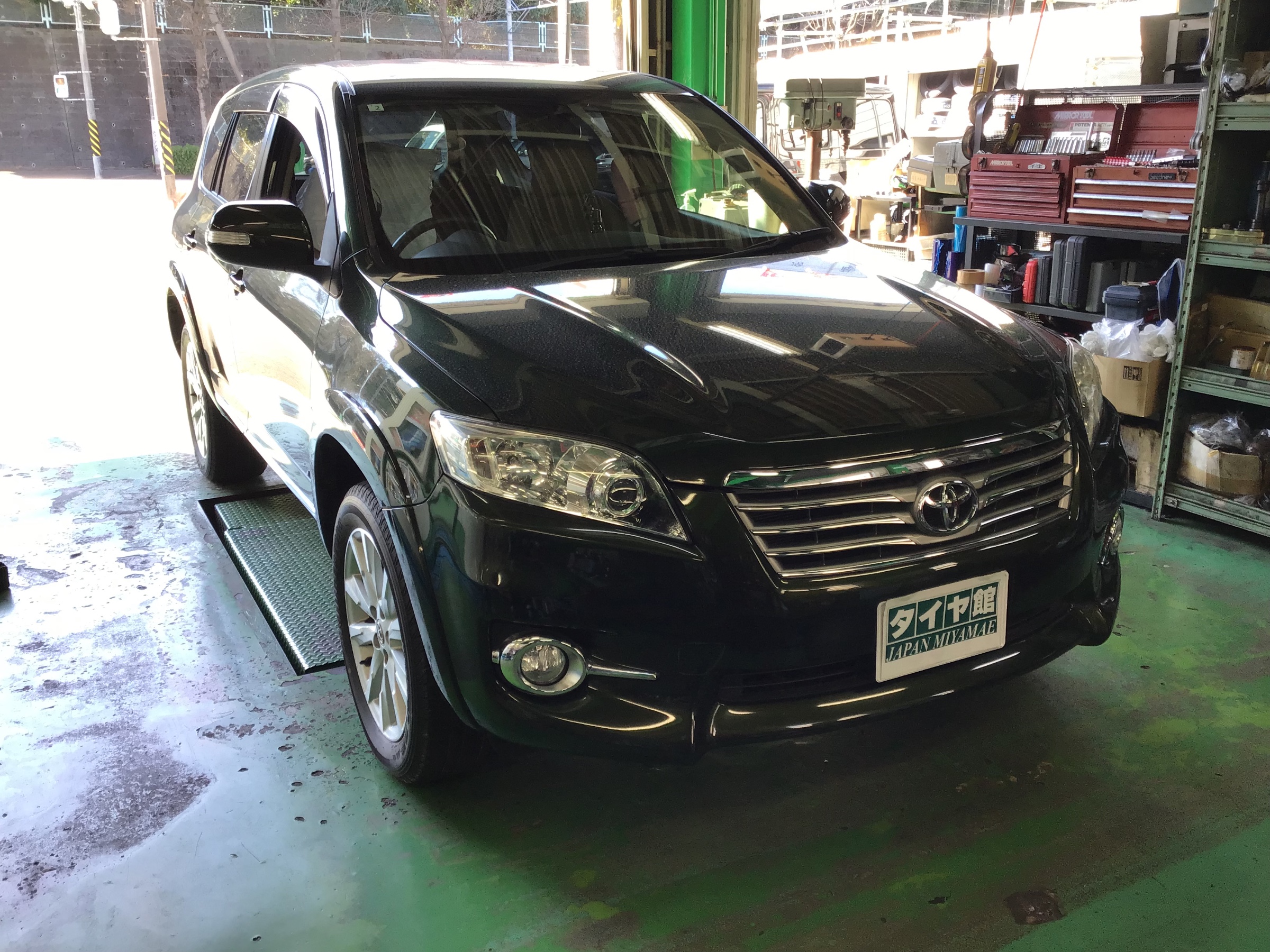 トヨタ ヴァンガードGSA33 ATF圧送交換 | 店舗おススメ情報 | タイヤ館 ジャパン宮前（神奈川県）