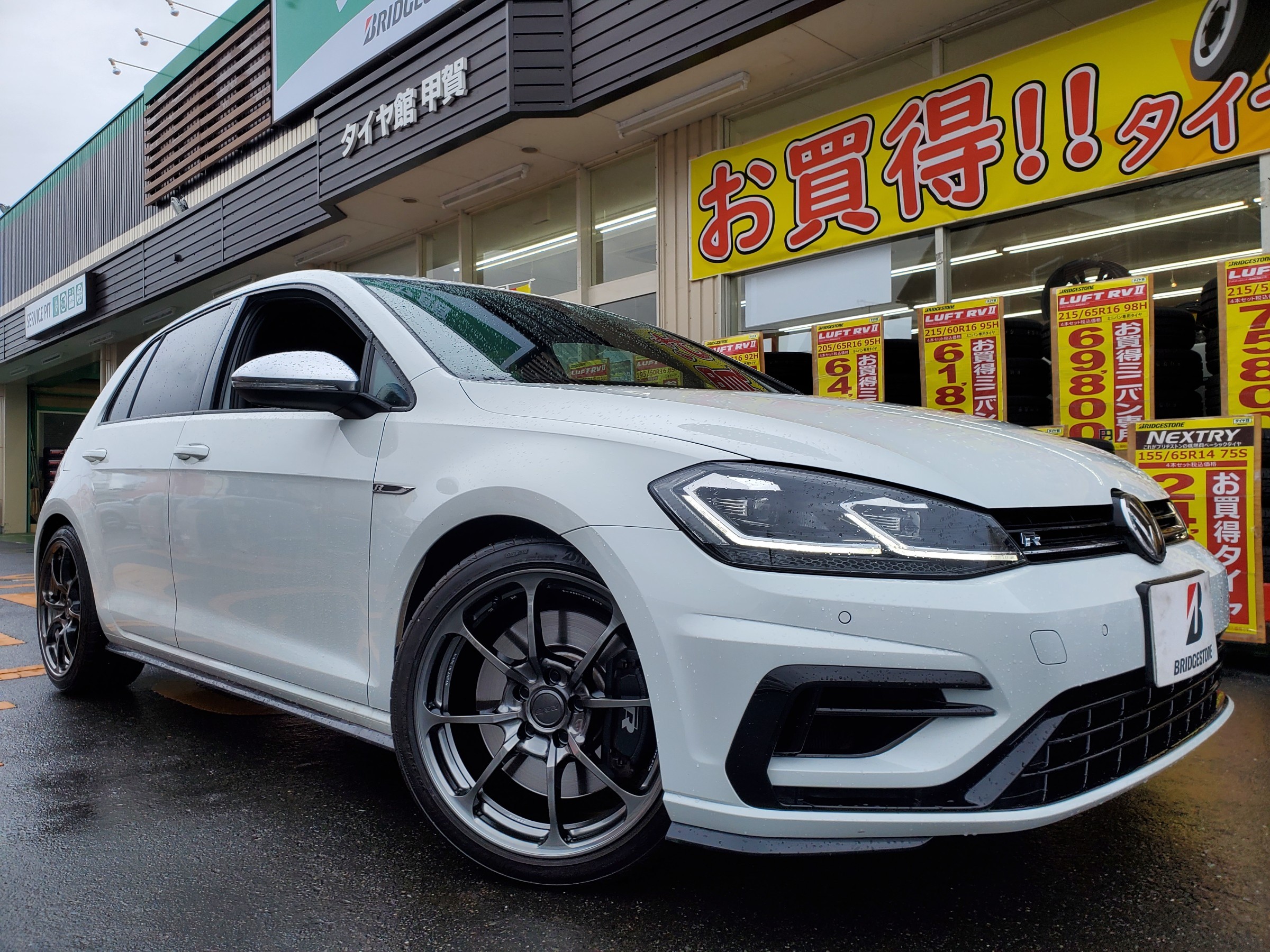 輸入車もお任せください。ゴルフR VOLK RACING NE24 装着(グループ内装着事例紹介） | 店舗おススメ情報 | タイヤ館 かわ ...
