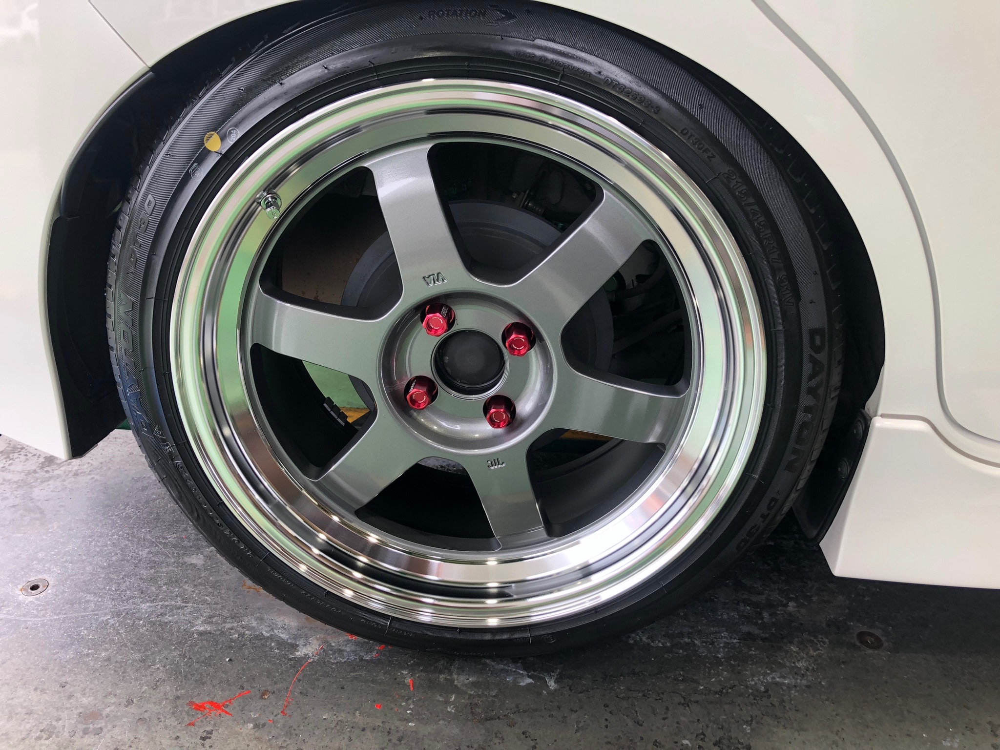 NISSAN NOTE NISMOに RAYS VOLK RACHING TE37V 17インチ取り付け～♪ | 店舗おススメ情報 | タイヤ ...