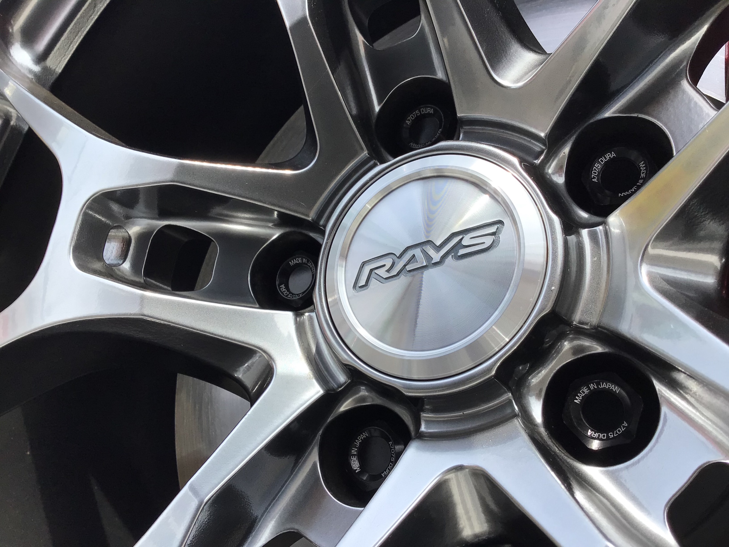 【サプライズ来店】RAYSデモカー 日産 フェアレディZ （RZ34） | 店舗おススメ情報 | タイヤ館 安城（愛知県）