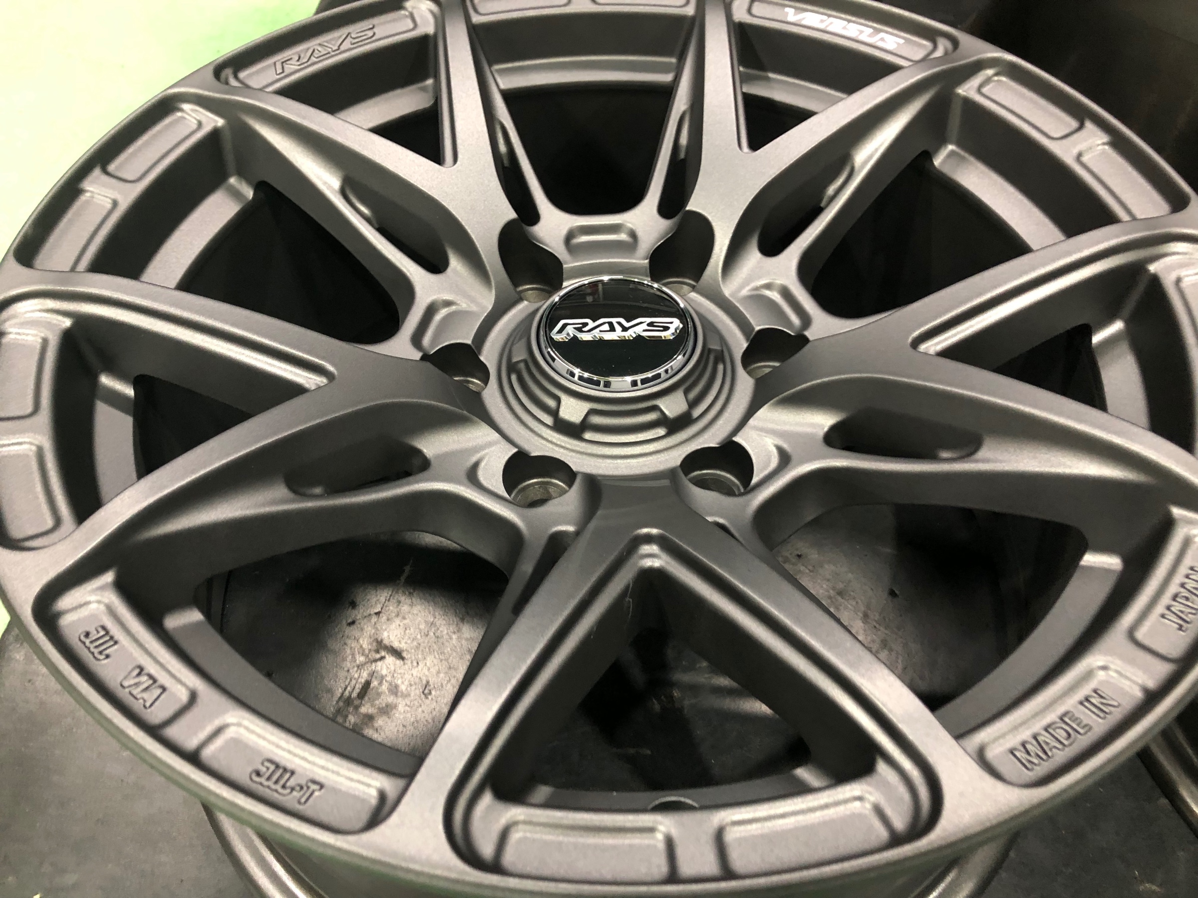 RAYS VERSUS VV21SX APJカラー 17インチ入荷♪ | 店舗おススメ情報 | タイヤ館 堺北（大阪府）