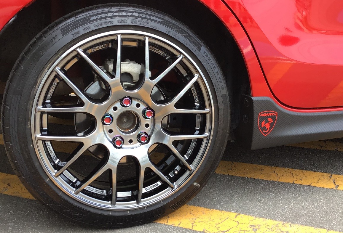 スイフトスポーツ × WORK EMOTION M8R | 店舗おススメ情報 | タイヤ館 佐久（長野県）