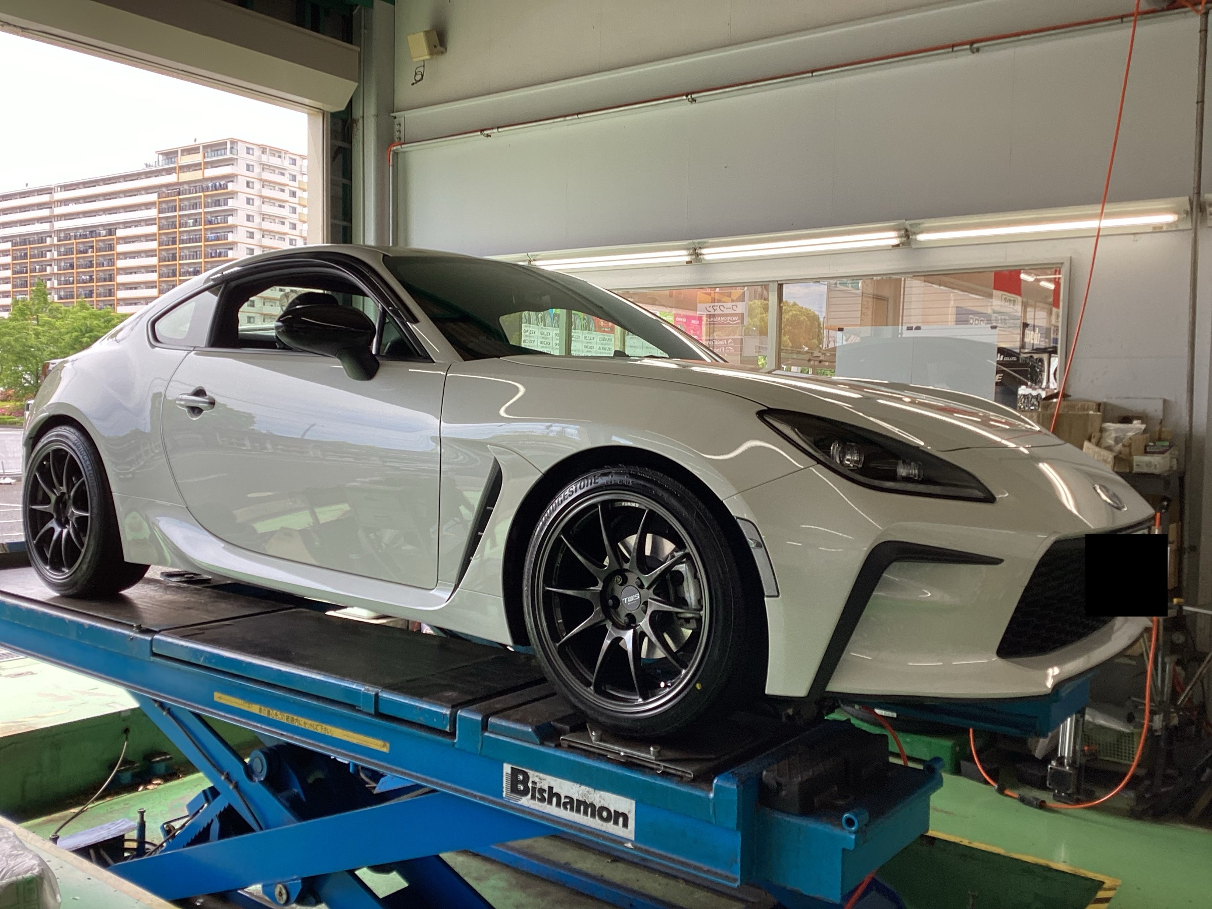 TOYOTA GR86(ZN8) X TWS RS317 RGM(レーシングガンメタ） | 店舗おススメ情報 | タイヤ館 成田（千葉県）