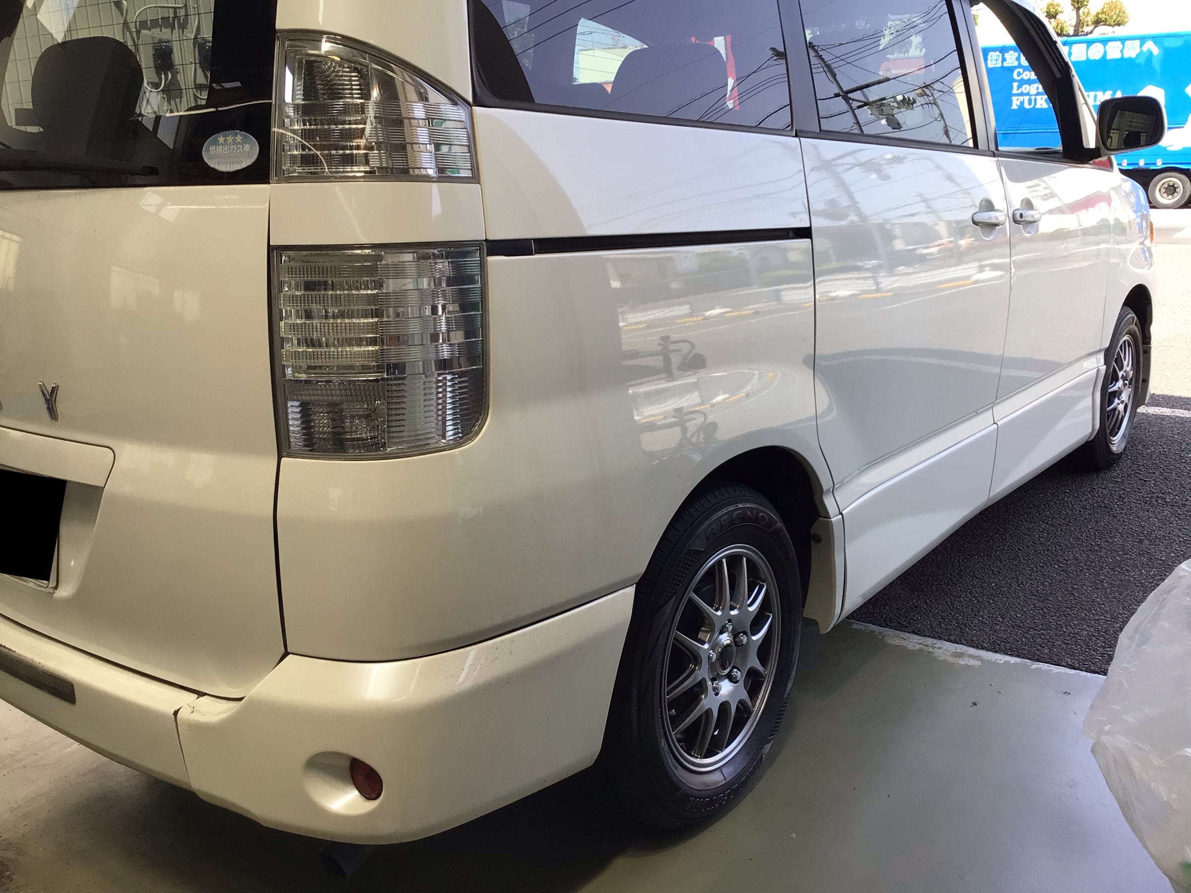 ヴォクシー(60系) ZACK JP205＆レグノGRVⅡ セット取付！ | 店舗おススメ情報 | タイヤ館 青梅（東京都）