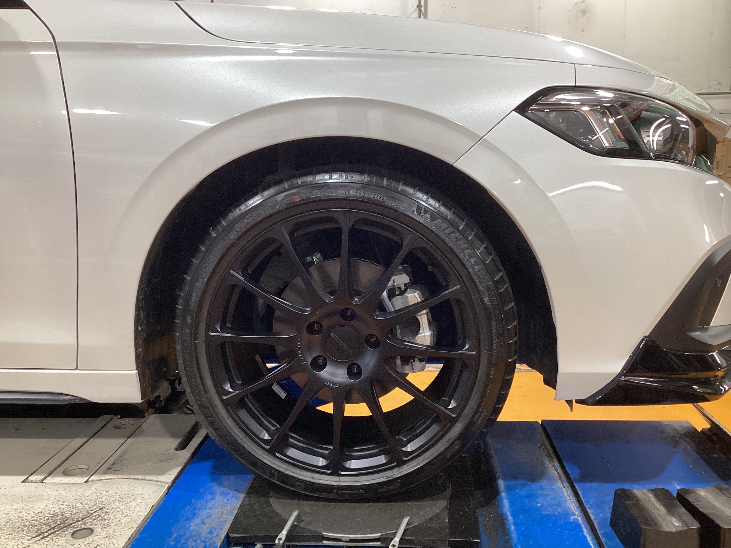 ホンダ シビック/FL4にプロドライブ GC-012L取付 | 店舗おススメ情報 | タイヤ館 高槻（大阪府）