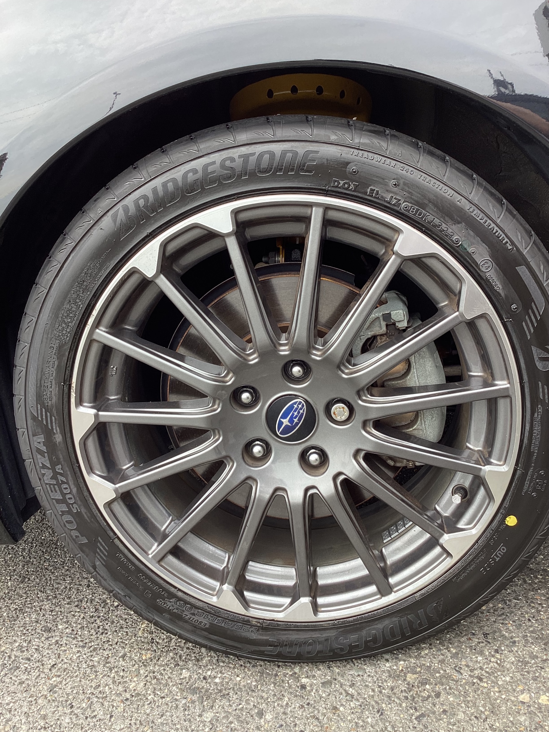 【レヴォーグ】【225/45R18 POTENZA S007A】タイヤ交換しました！！ | 店舗おススメ情報 | タイヤ館 東大阪（大阪府）