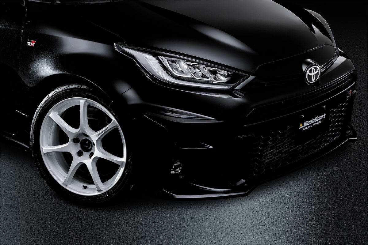 "リアルスポーツ"を体現する強烈な個性!! 「SA-75R」ホワイトバージョン | 店舗おススメ情報 | タイヤ館 国分（鹿児島県）