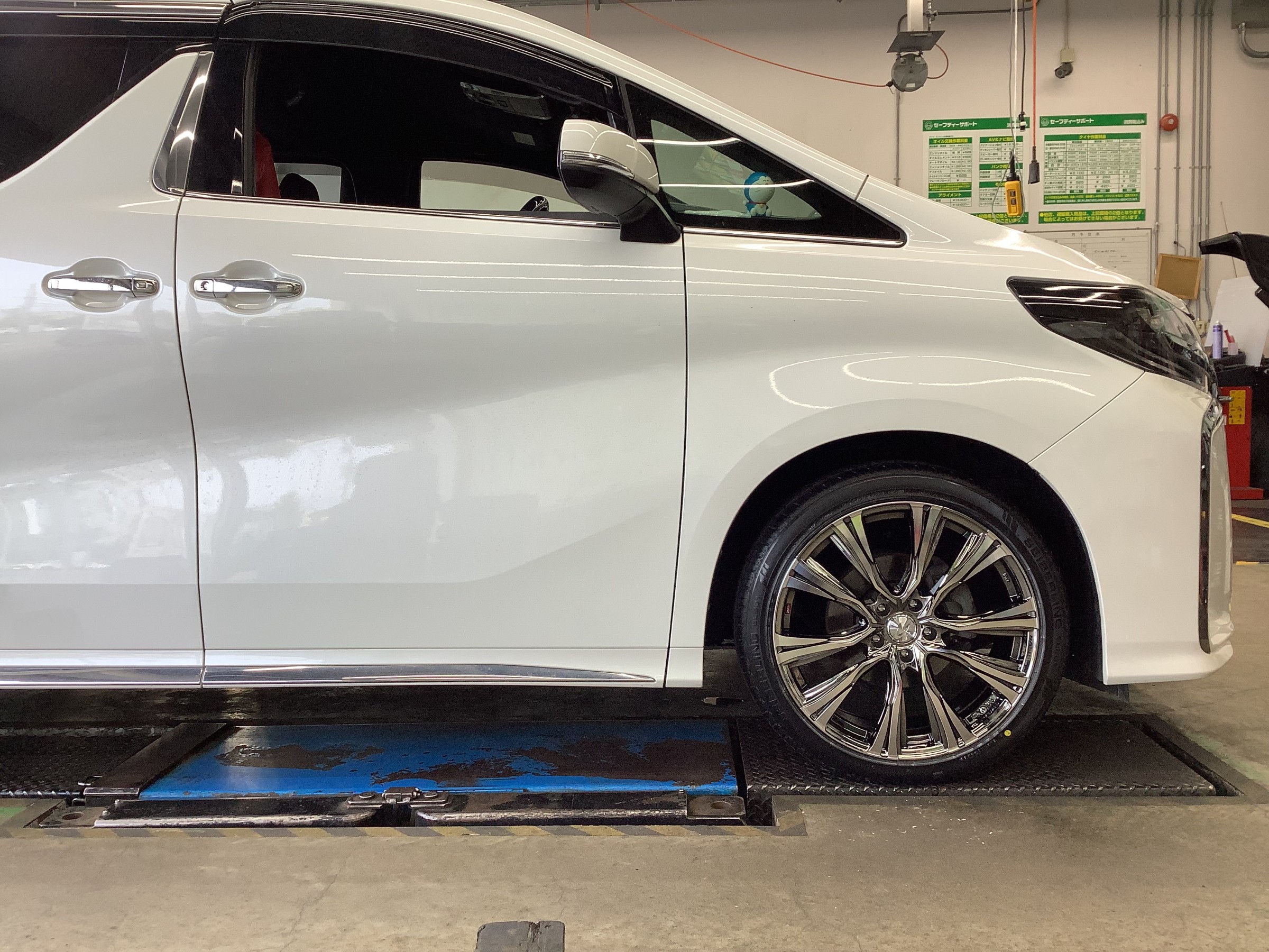 トヨタ アルファード AGH35W 】LEONIS VR 取付 | 店舗おススメ情報 | タイヤ館 青森中央（青森県）