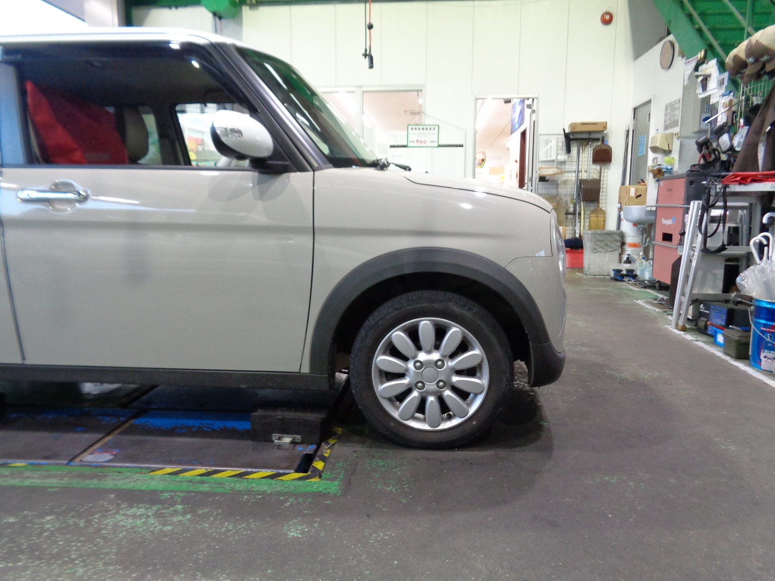 HE33型ラパン ホワイトカラー ララパームカップで可愛い仕上げ | 店舗おススメ情報 | タイヤ館 加古川中央（兵庫県）