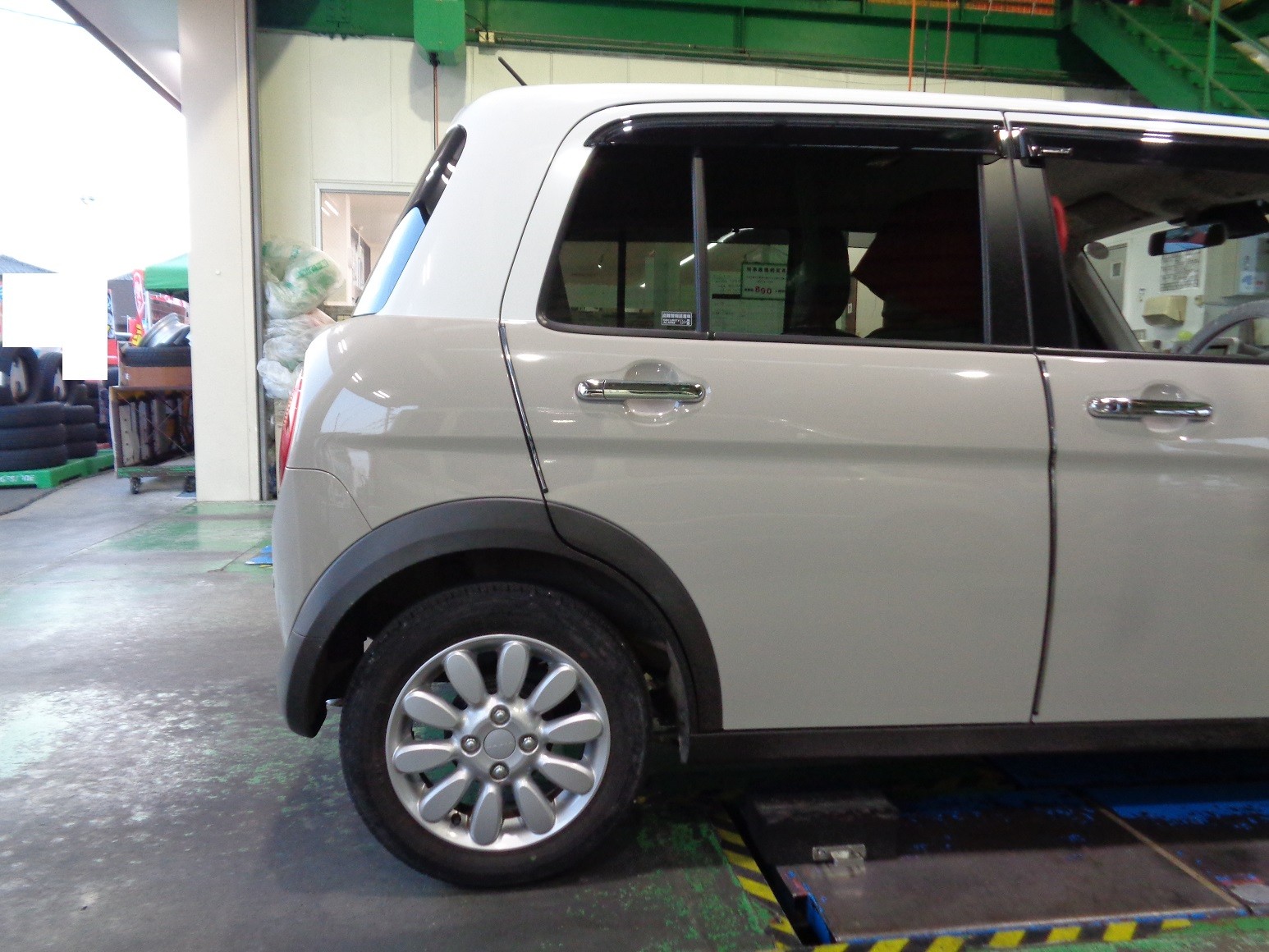 HE33型ラパン ホワイトカラー ララパームカップで可愛い仕上げ | 店舗おススメ情報 | タイヤ館 加古川中央（兵庫県）